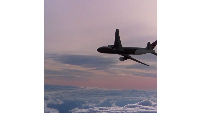 Watch 3 Best Ways to Get a Flight Upgrade | Condé Nast Traveler Video | CNE