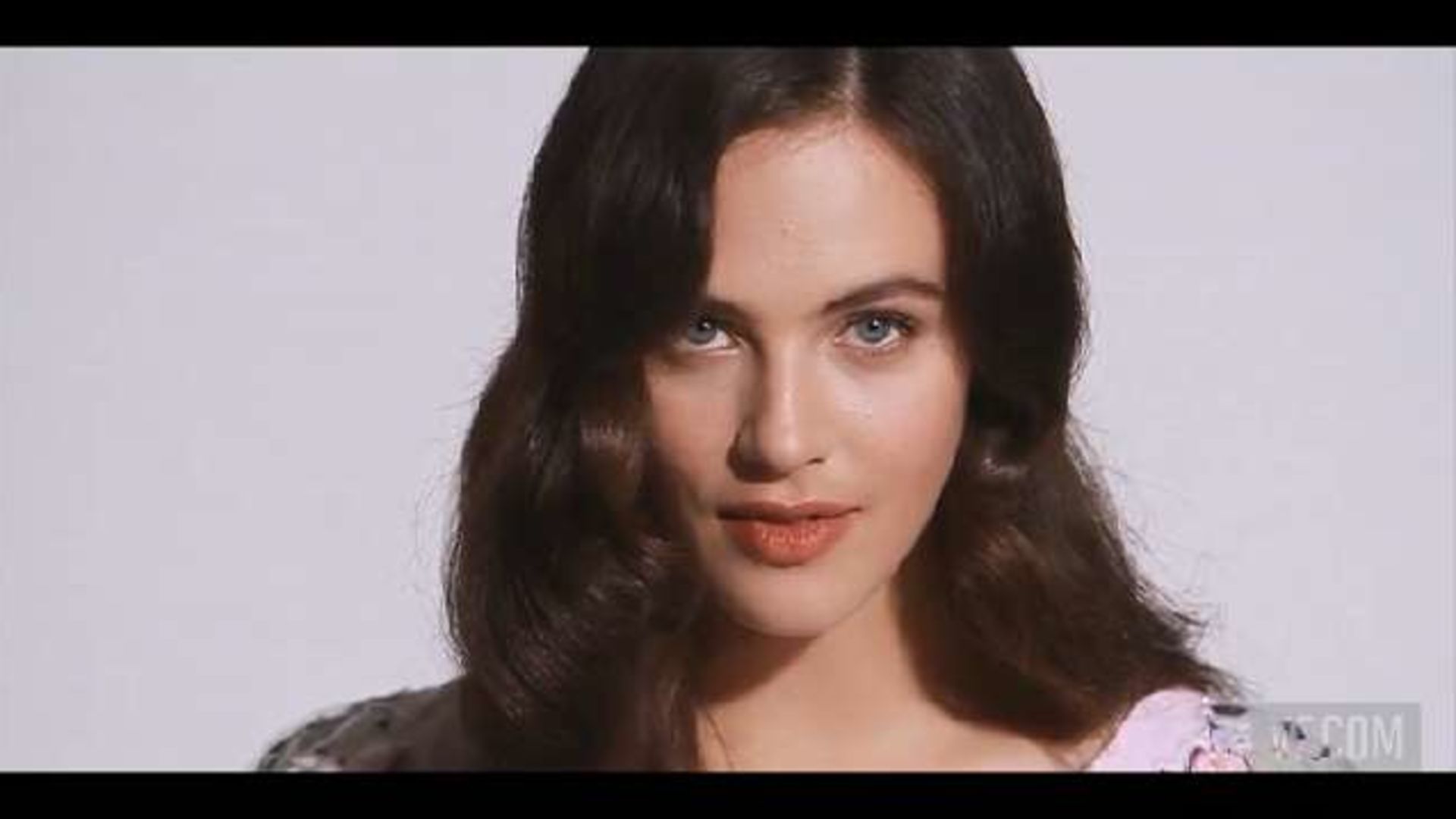 Watch Jessica Brown Findlay on “Downton Abbey,” Sybil’s Pregnancy, and ...