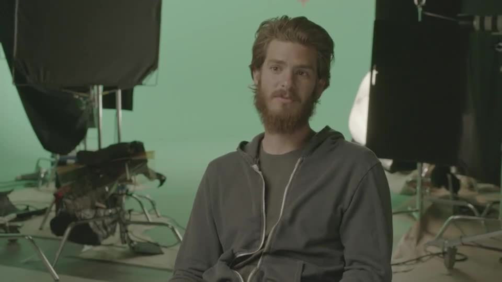 Watch How Andrew Garfield Wound Up Reading Poetry on Amazon ...