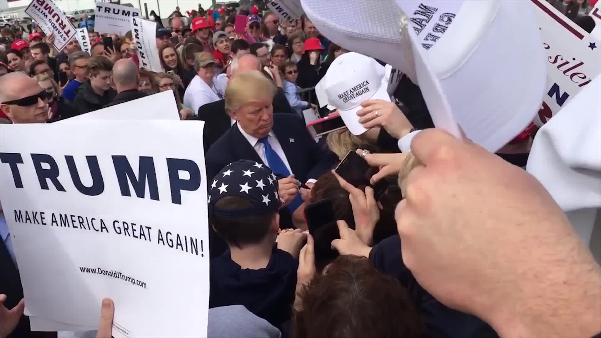 Watch Did a Famous Robert De Niro Character Inspire Donald Trump’s Hand ...