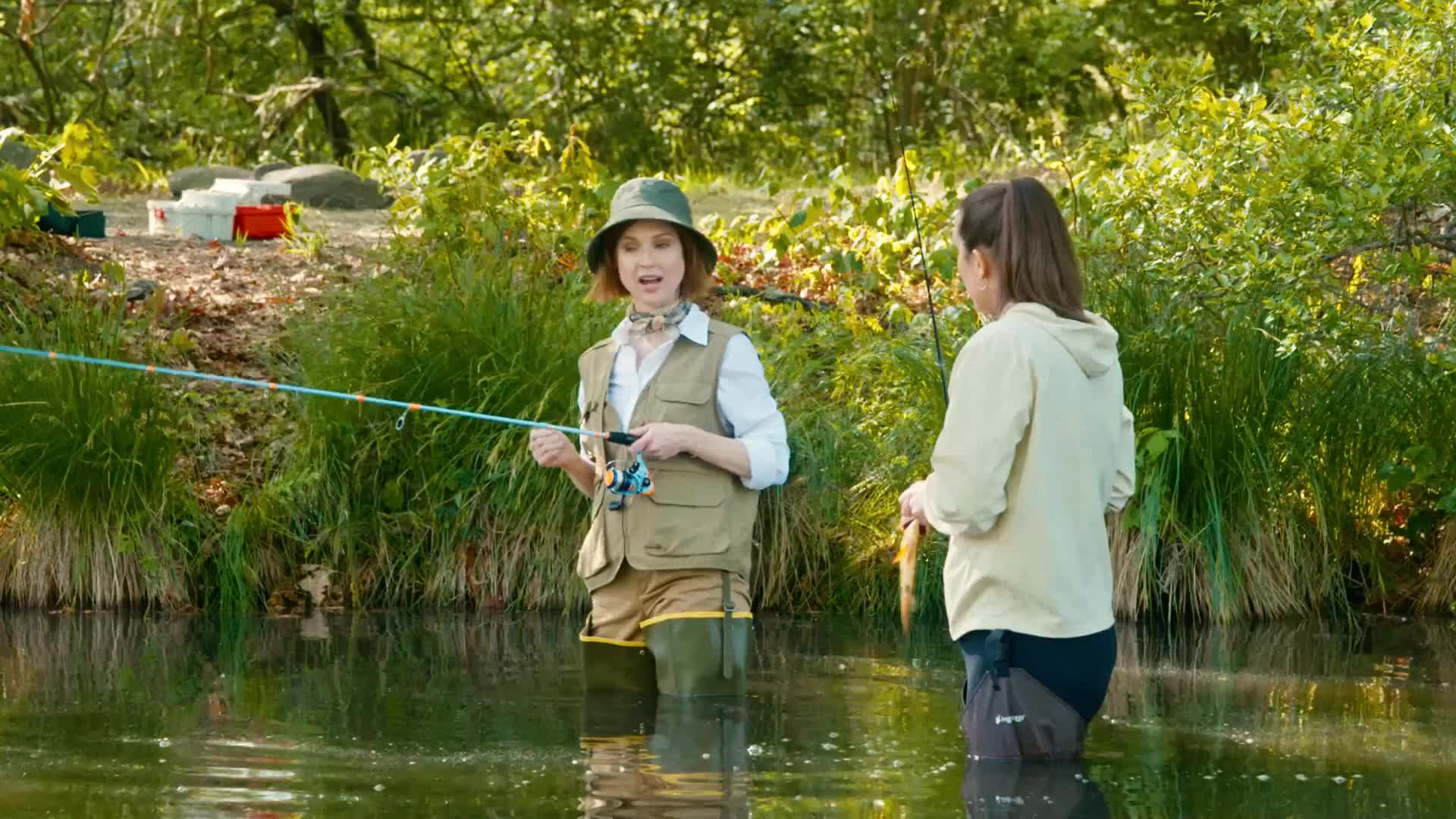 Watch Fish Out of Water | Vanity Fair