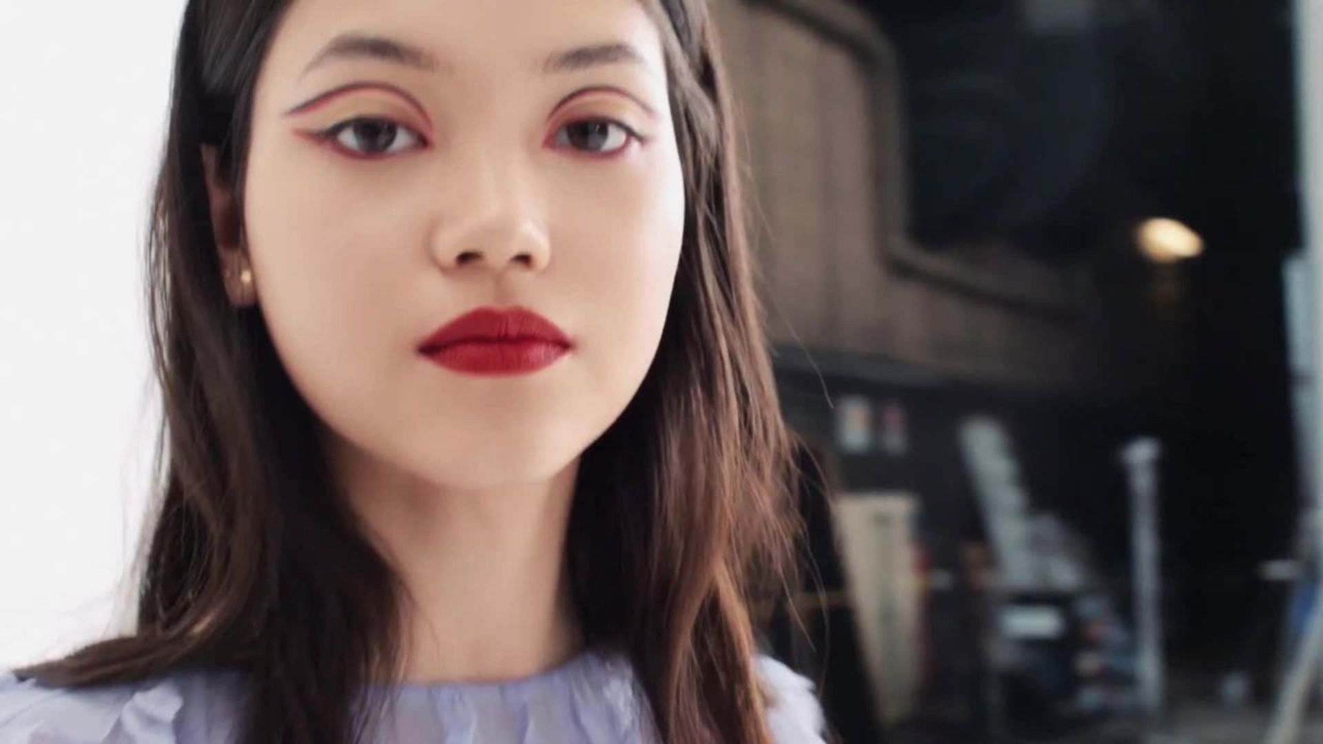 Watch VALENTINO MAKE-UP | Vanity Fair Italia