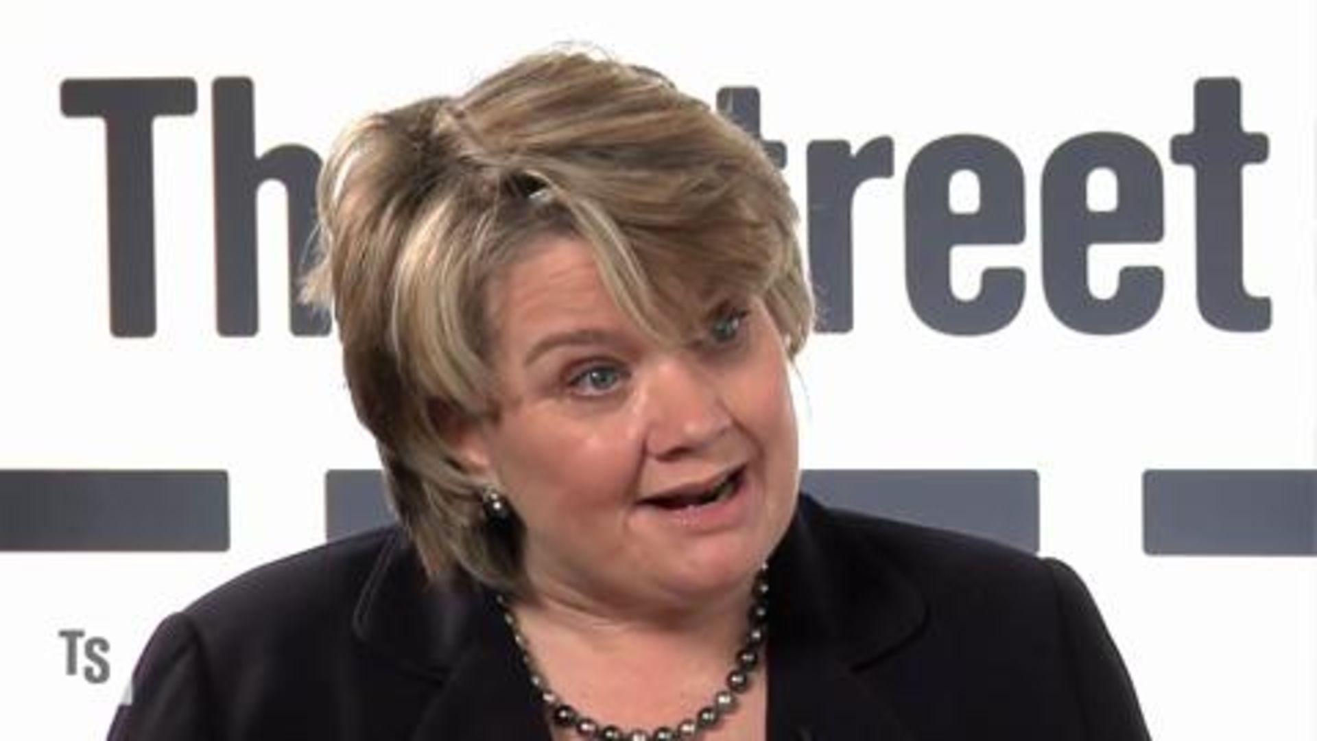 Watch Heather McGregor (alias Mrs Moneypenny) | Vanity Fair Italia