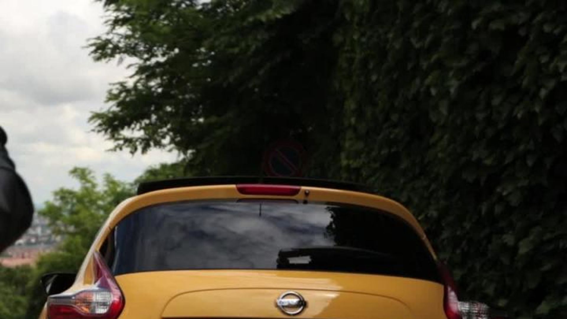 Watch Nissan Juke Cross Over Sounds: backstage bloopers 3 - Bologna ...