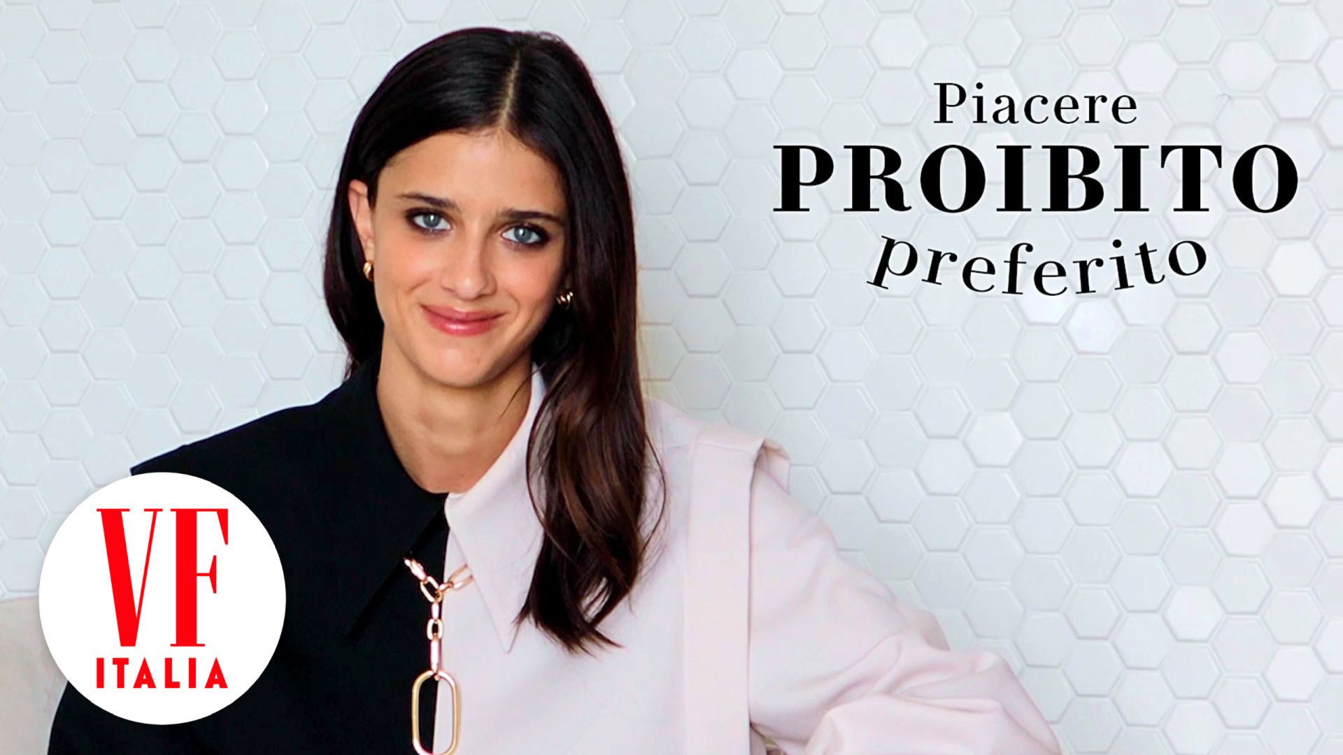 Watch Benedetta Porcaroli risponde a 18 domande in 128 secondi | 128 ...