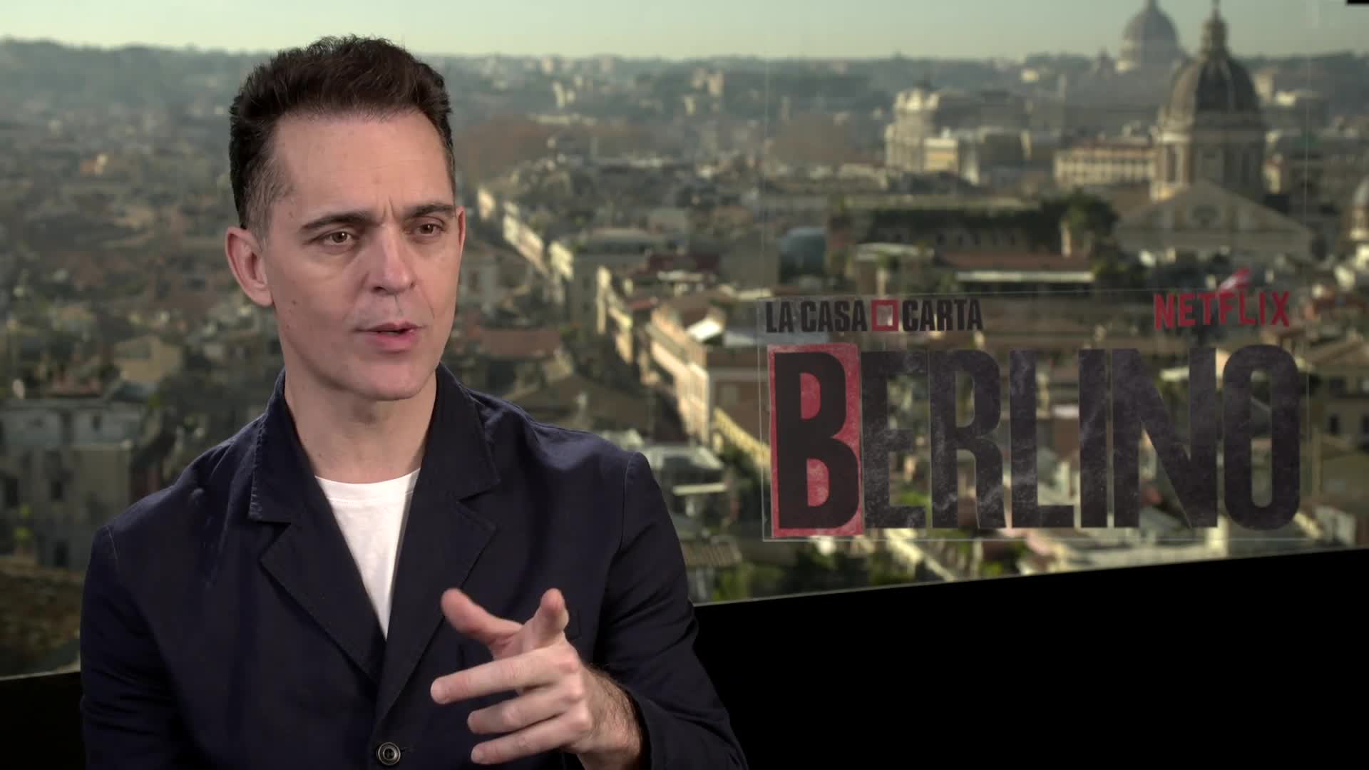 Watch Pedro Alonso, l'intervista al protagonista di Berlino | Vanity Fair Italia