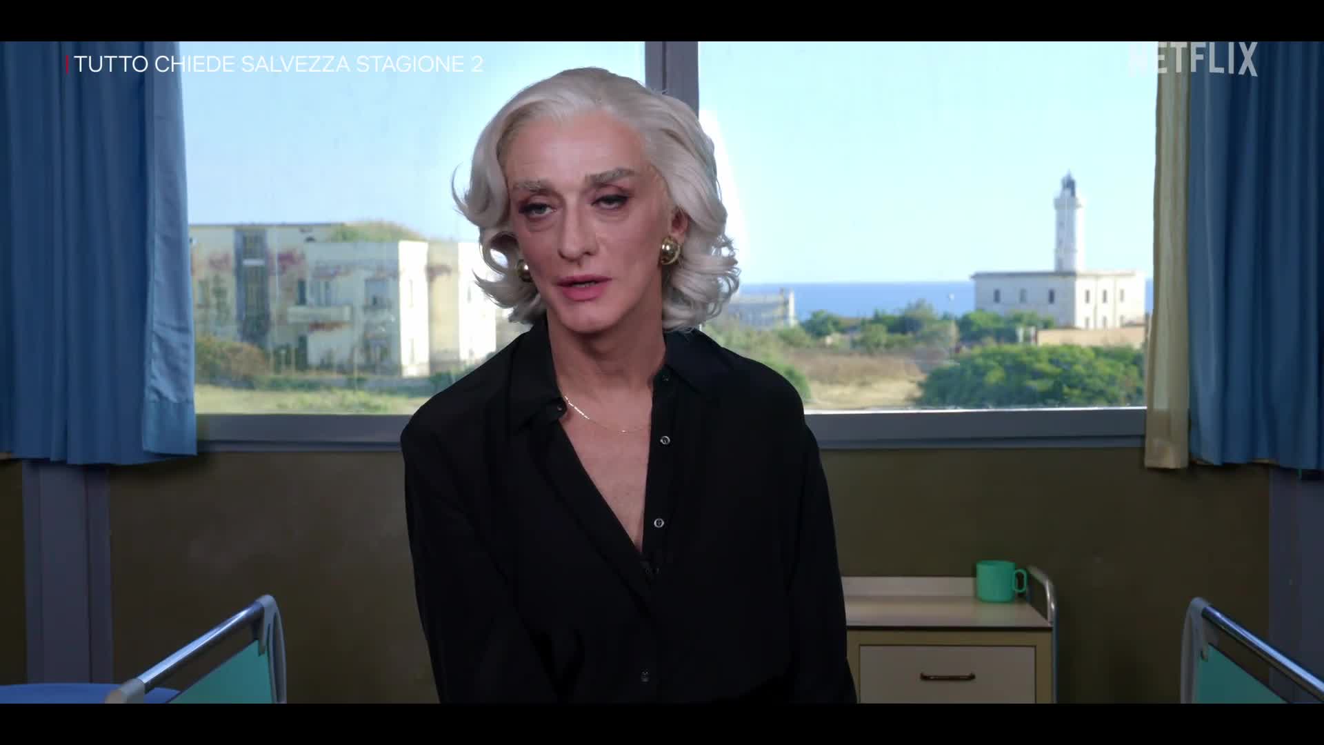 Watch Drusilla Foer e il dietro le quinte di Tutto chiede salvezza 2 ...