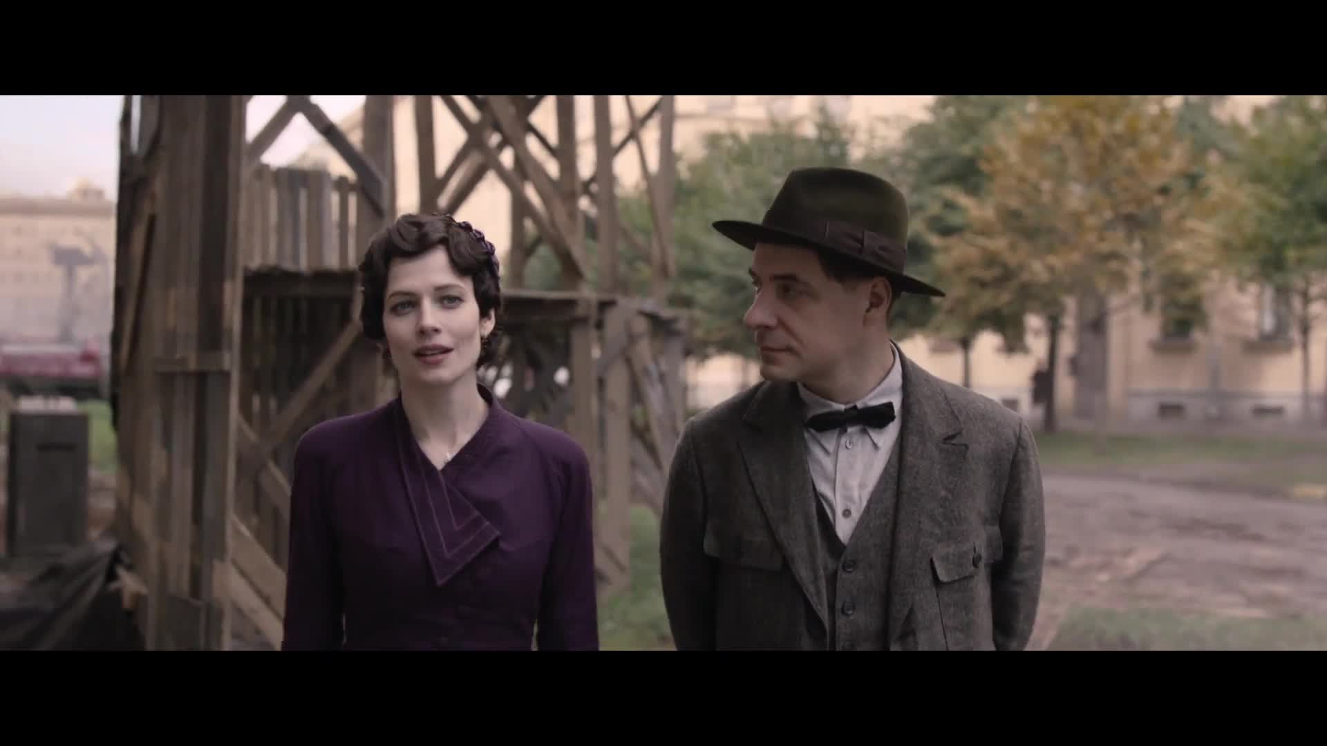 Watch Il Maestro e Margherita, una clip in esclusiva del film di Michael Lockshin | Vanity Fair ...