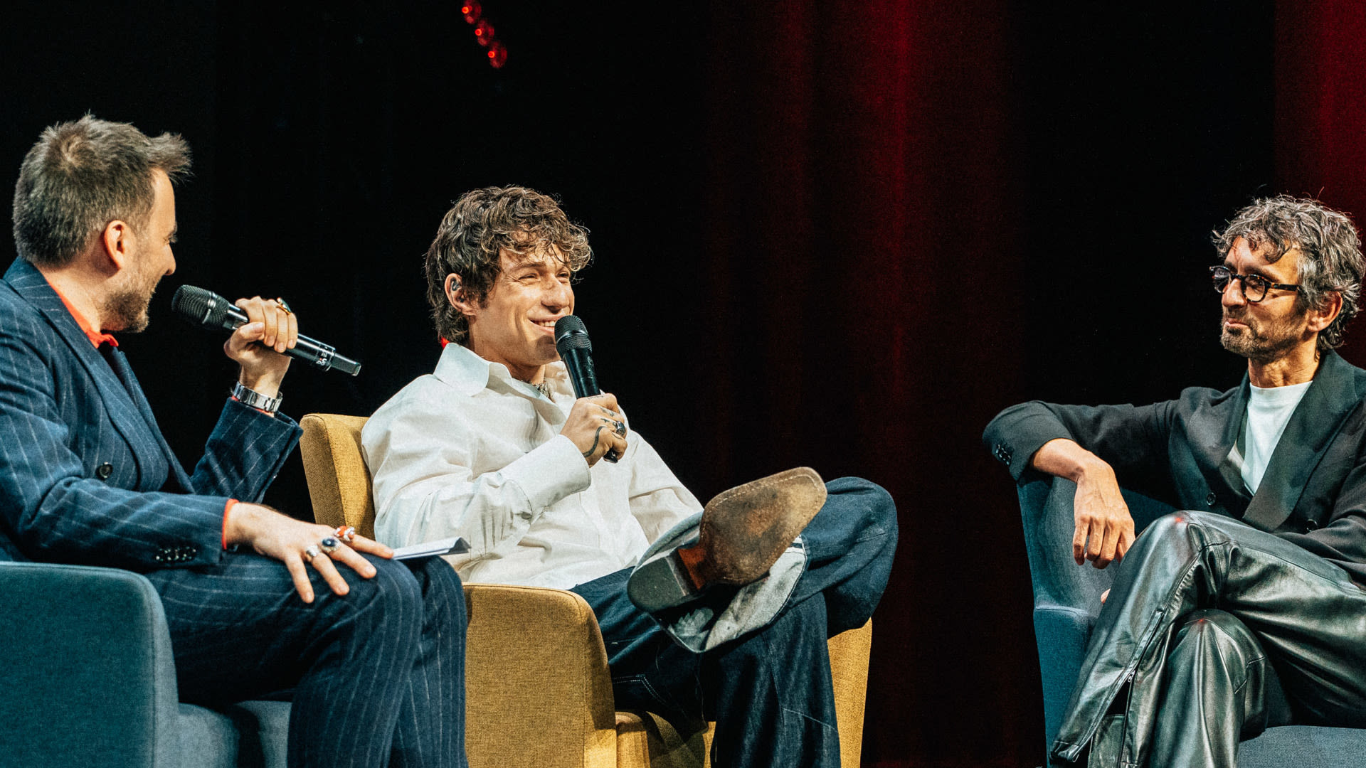 Watch Irama: «I social? Mi importa di più esprimermi attraverso le ...