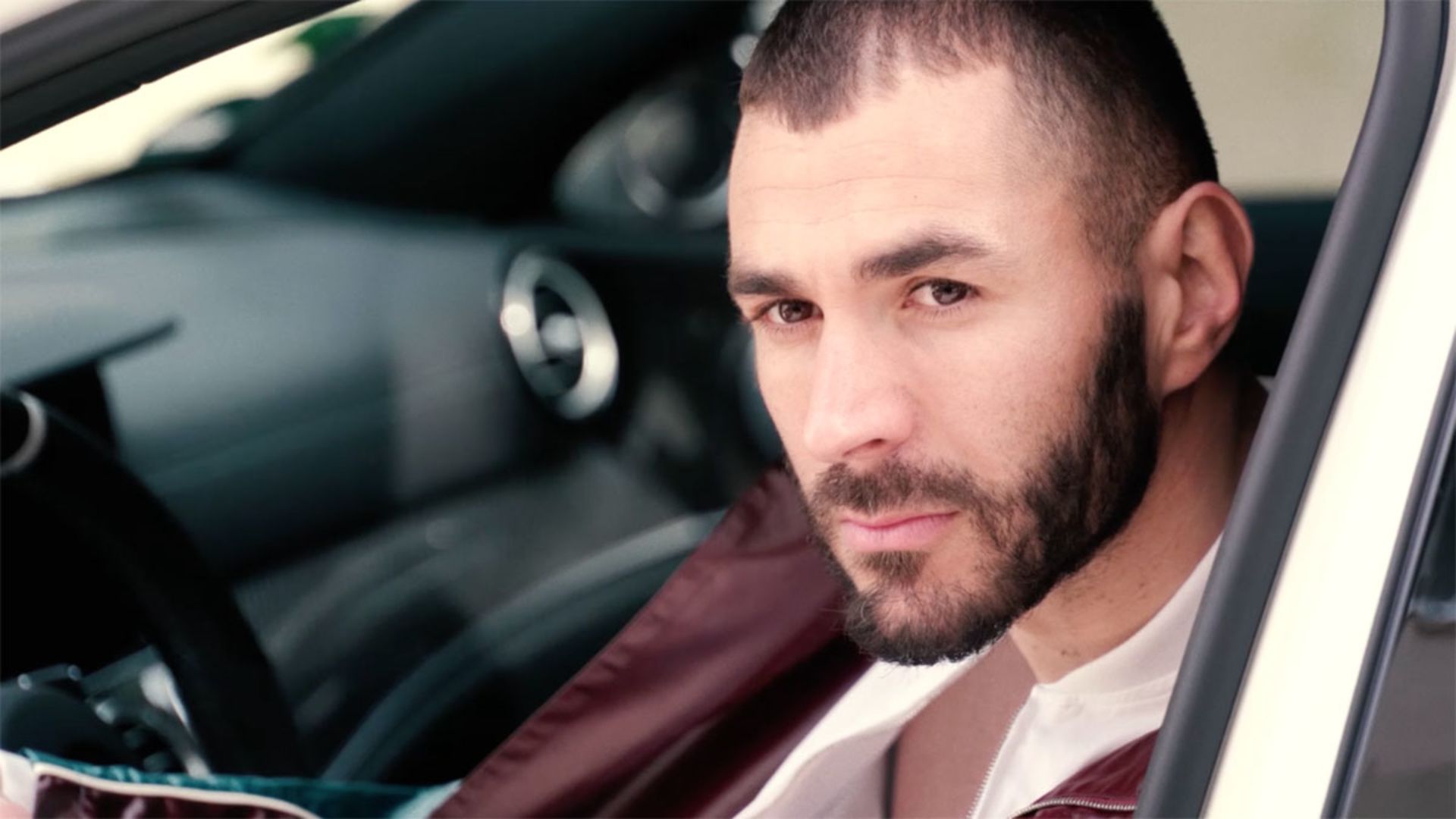 Watch Rap, coches y ropa interior de Versace. Un día en la casa de ...