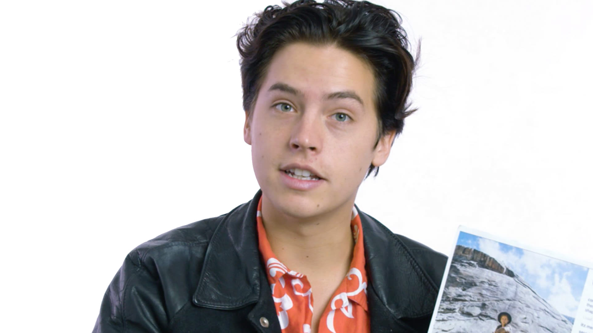 Watch El instagram de Cole Sprouse explicado por Cole Sprouse | Vanity Fair