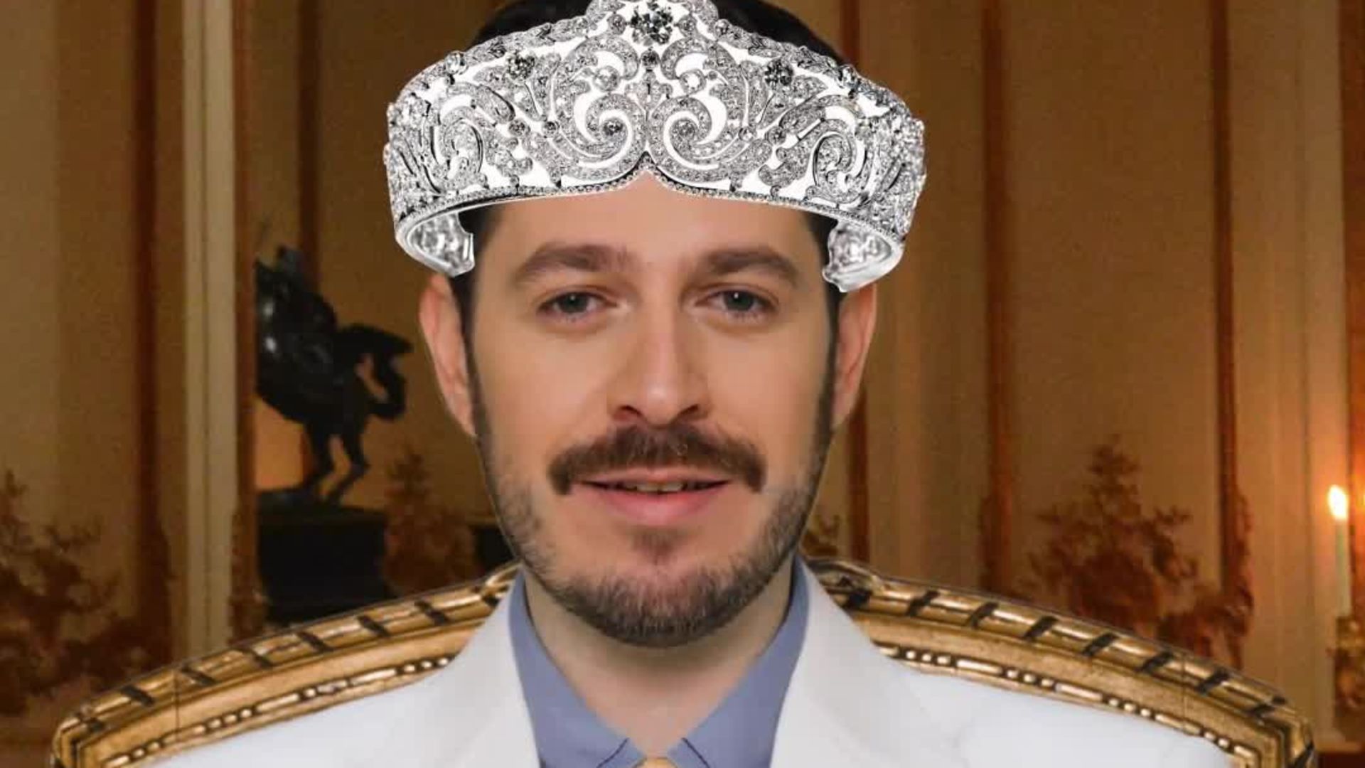 Watch ¿Cuál es la diferencia entre una corona, una tiara y una diadema ...