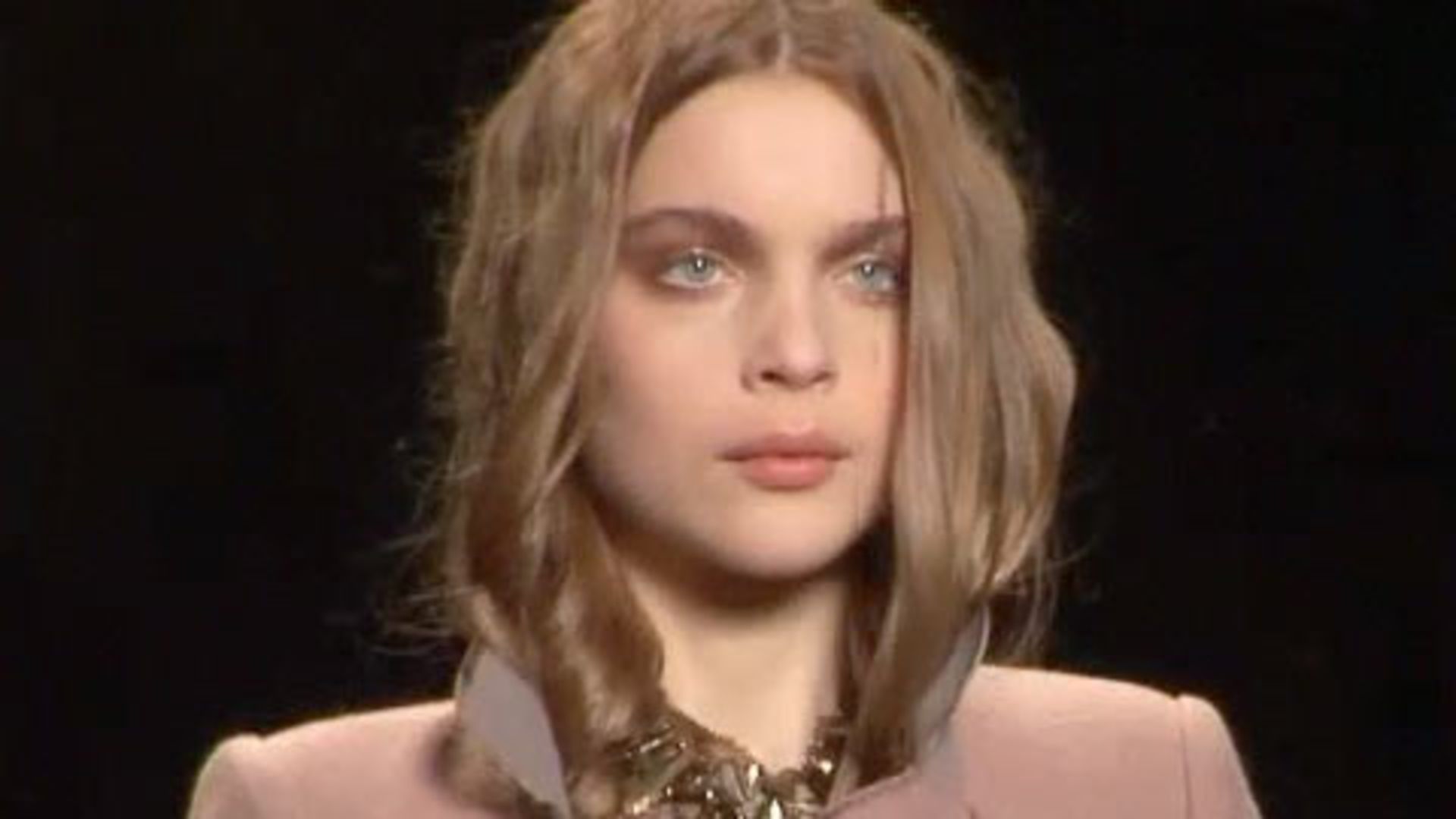 Watch Nina Ricci: Fall 2008 Ready-to-Wear | Style.com Fashion Shows | Vogue