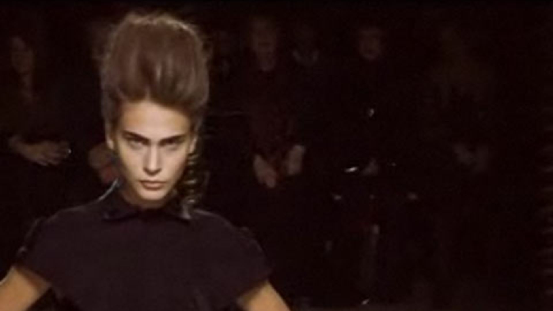 Watch Nathan Jenden: Fall 2007 Ready-to-Wear | Style.com Fashion Shows ...