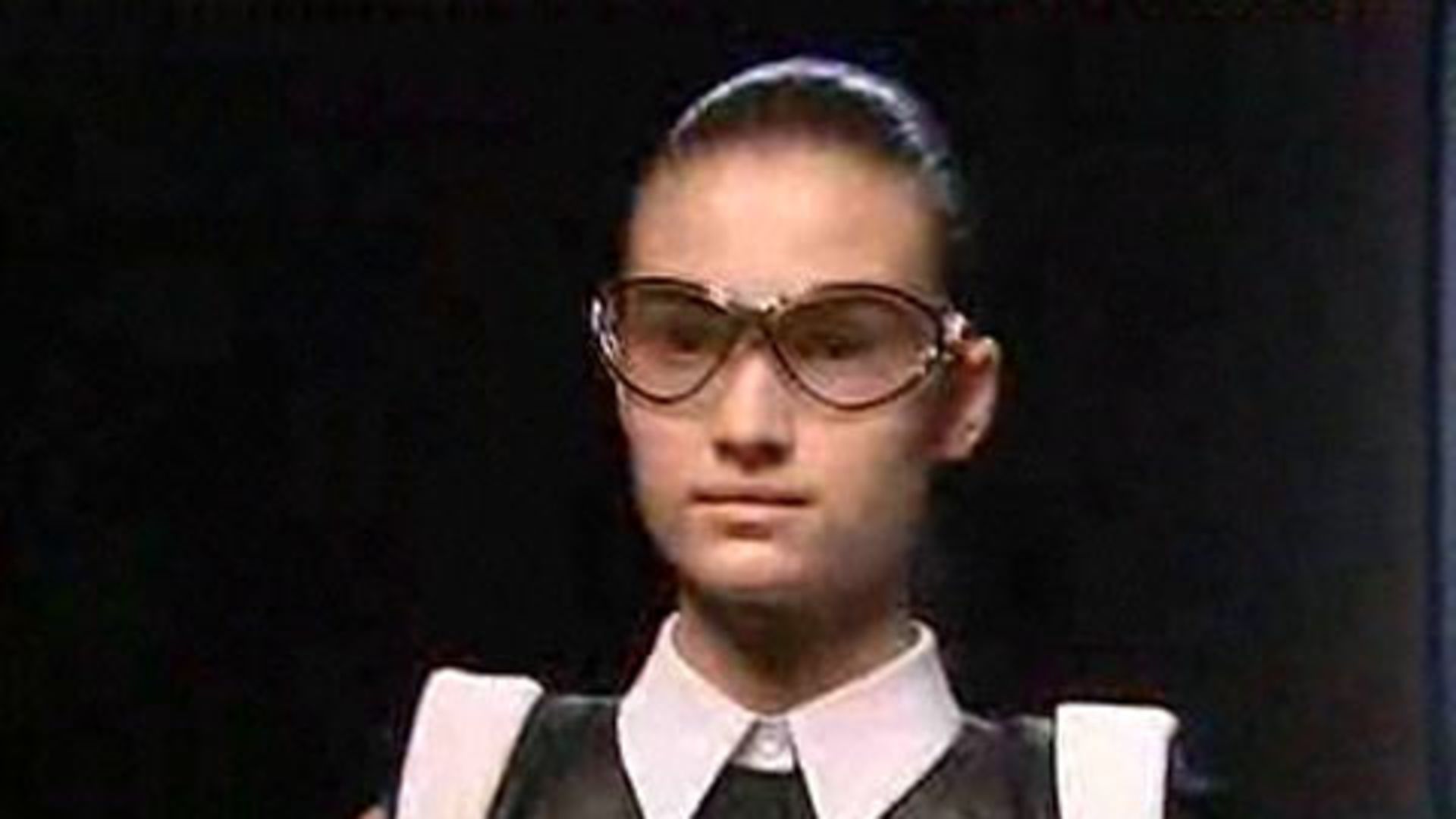 Watch Balenciaga: Spring 2007 Ready-to-Wear | Style.com Fashion Shows ...