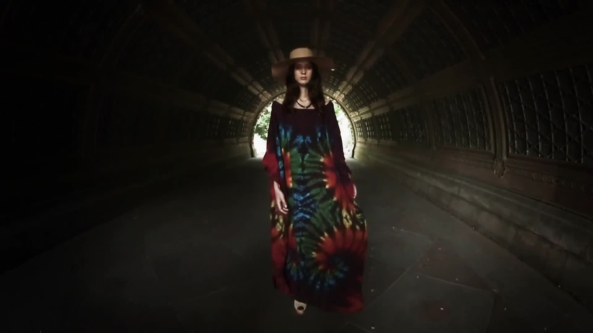 Watch Lindsey Thornburg: Spring 2014 Video Fashion Week | Video Fashion ...
