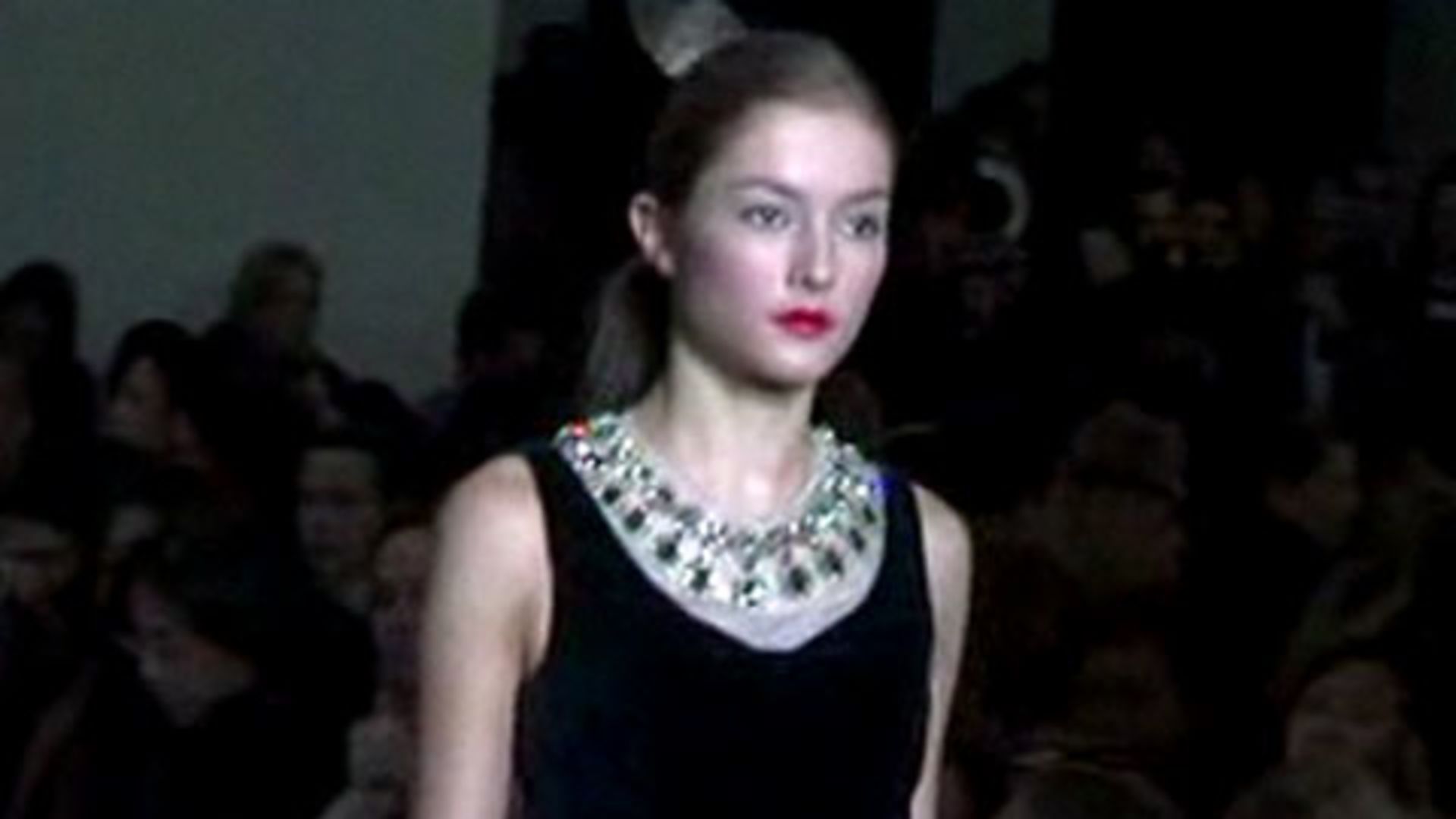 Watch Behnaz Sarafpour: Fall 2006 Ready-to-Wear | Style.com Fashion ...