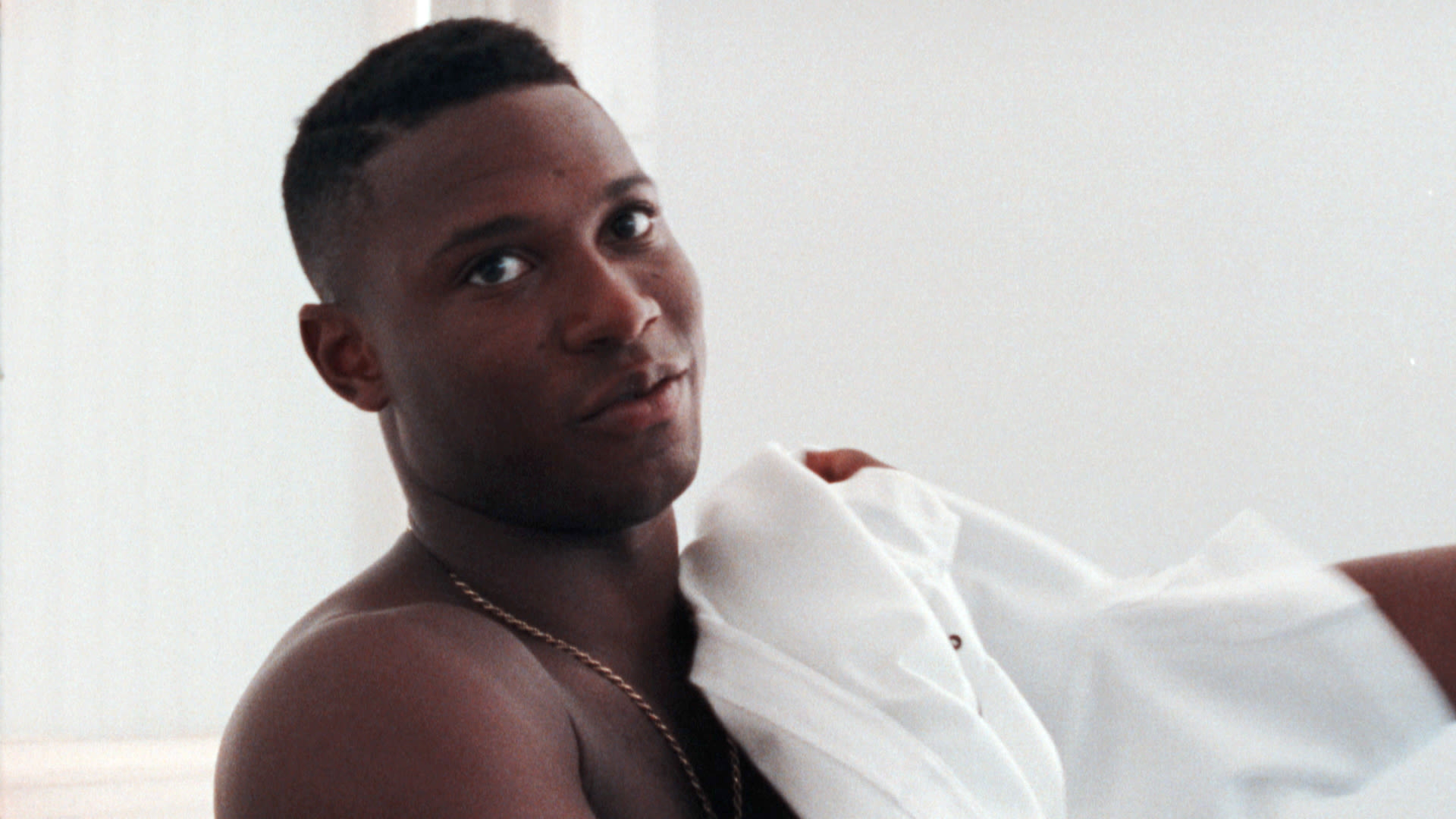 Watch Olympian Daryl Homer Shows You What Pro Fencing Is Really Like ...