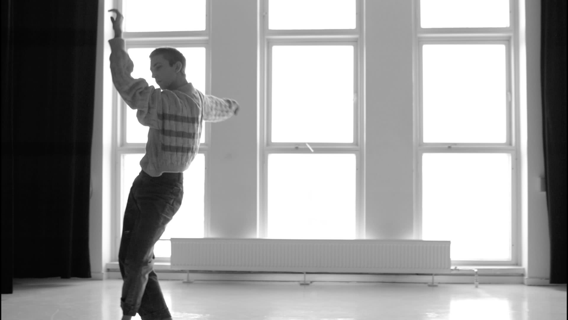 Watch Watch Dancer Eric Christison Carve Space in a Dreamy Improvised ...