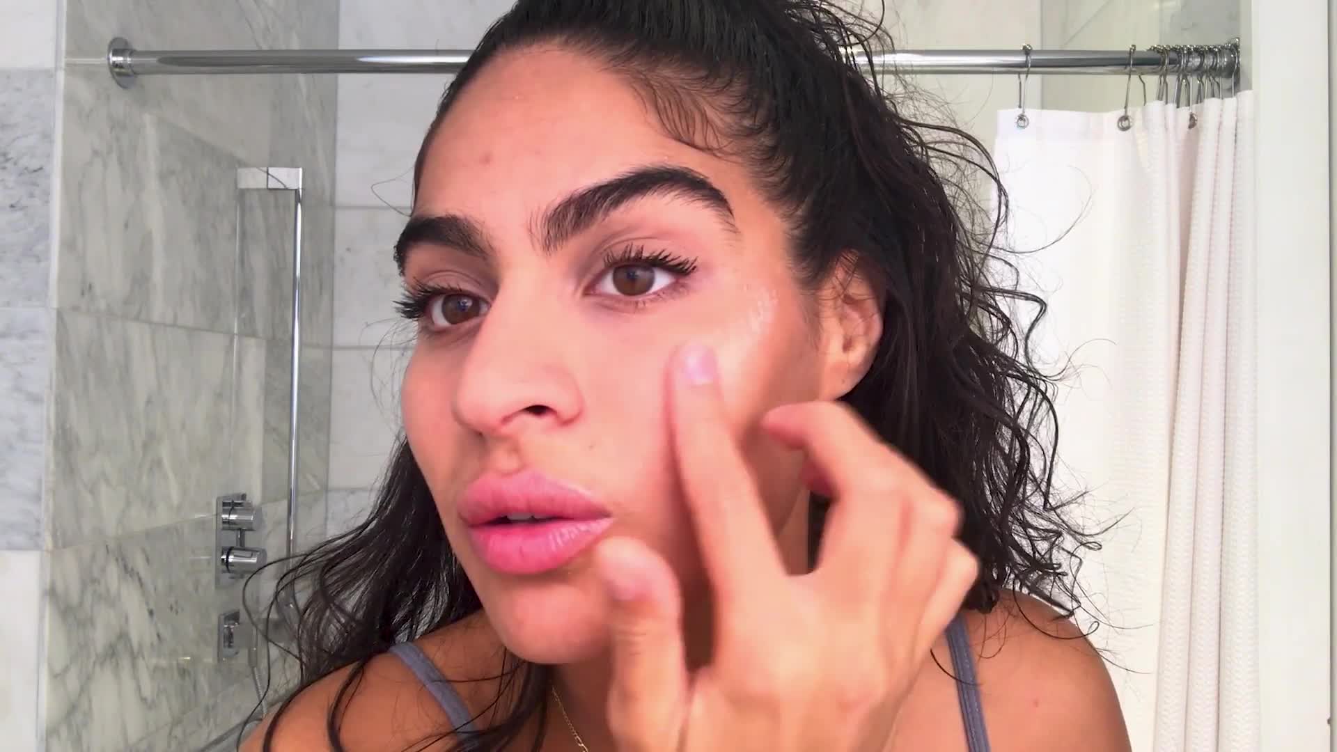 Watch Jessie Reyez’s 5-Minute “Fake Awake” Beauty Routine | Beauty ...