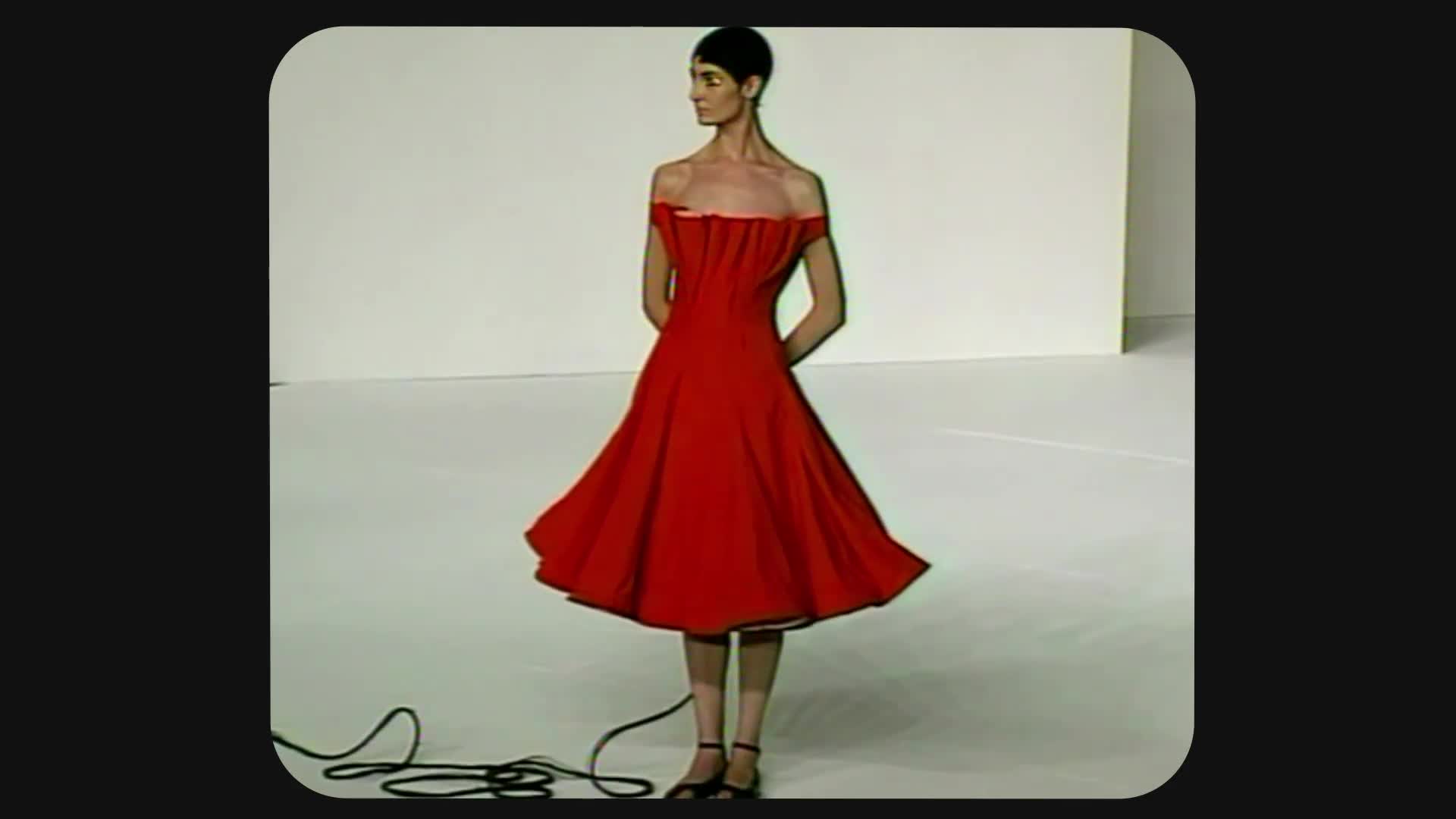 Watch Take a Seat and Discover What Made Hussein Chalayan’s Fall 2000 Show the Best Ever | Best ...