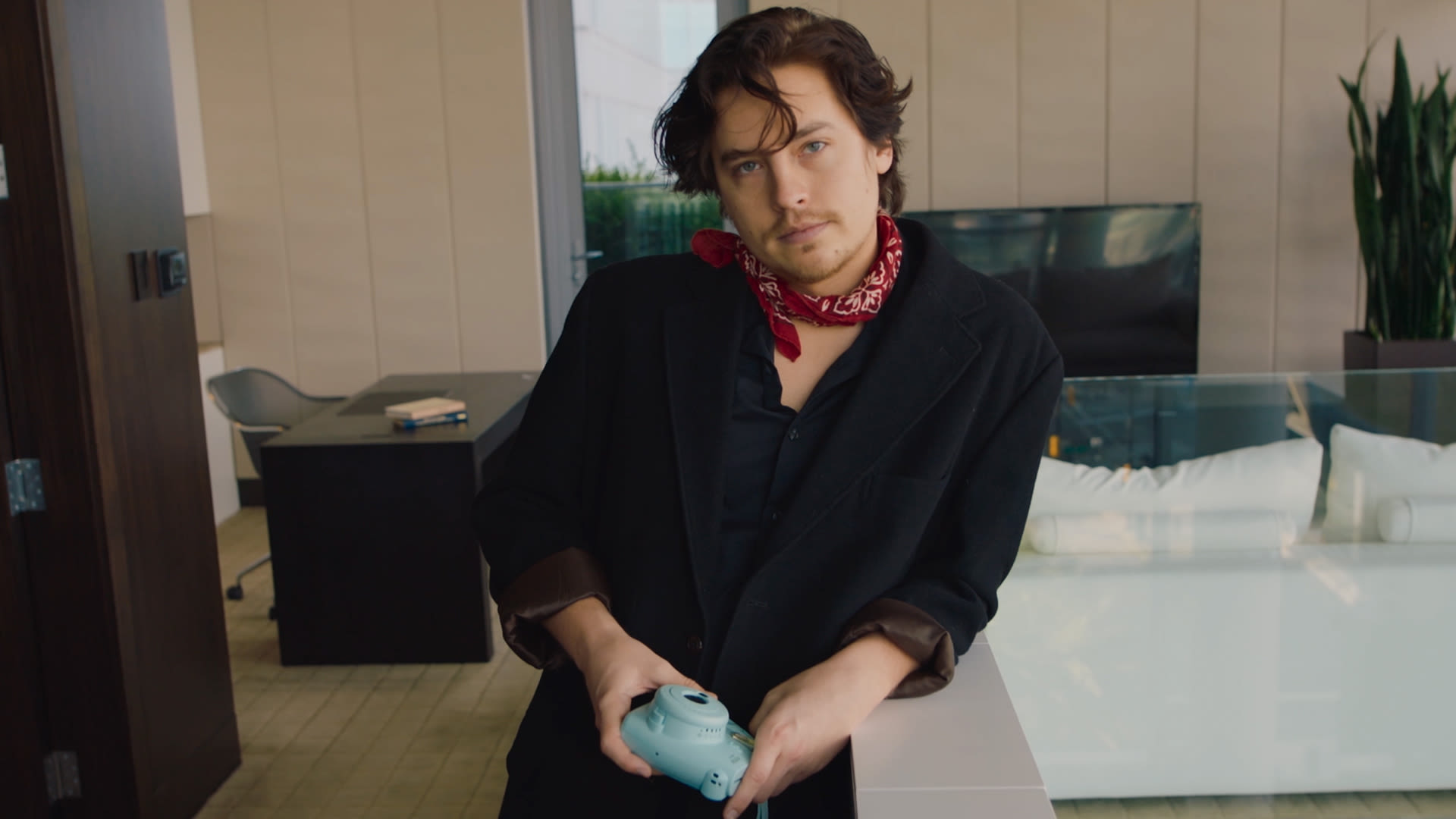 Watch Cole Sprouse Talks Photography, Riverdale, and Eating Bugs | 73 ...