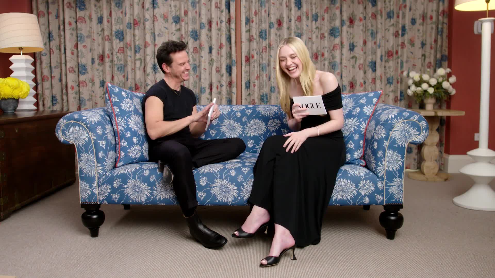 Watch Off The Cuff: Dakota Fanning, Andrew Scott | Off the Cuff | Vogue