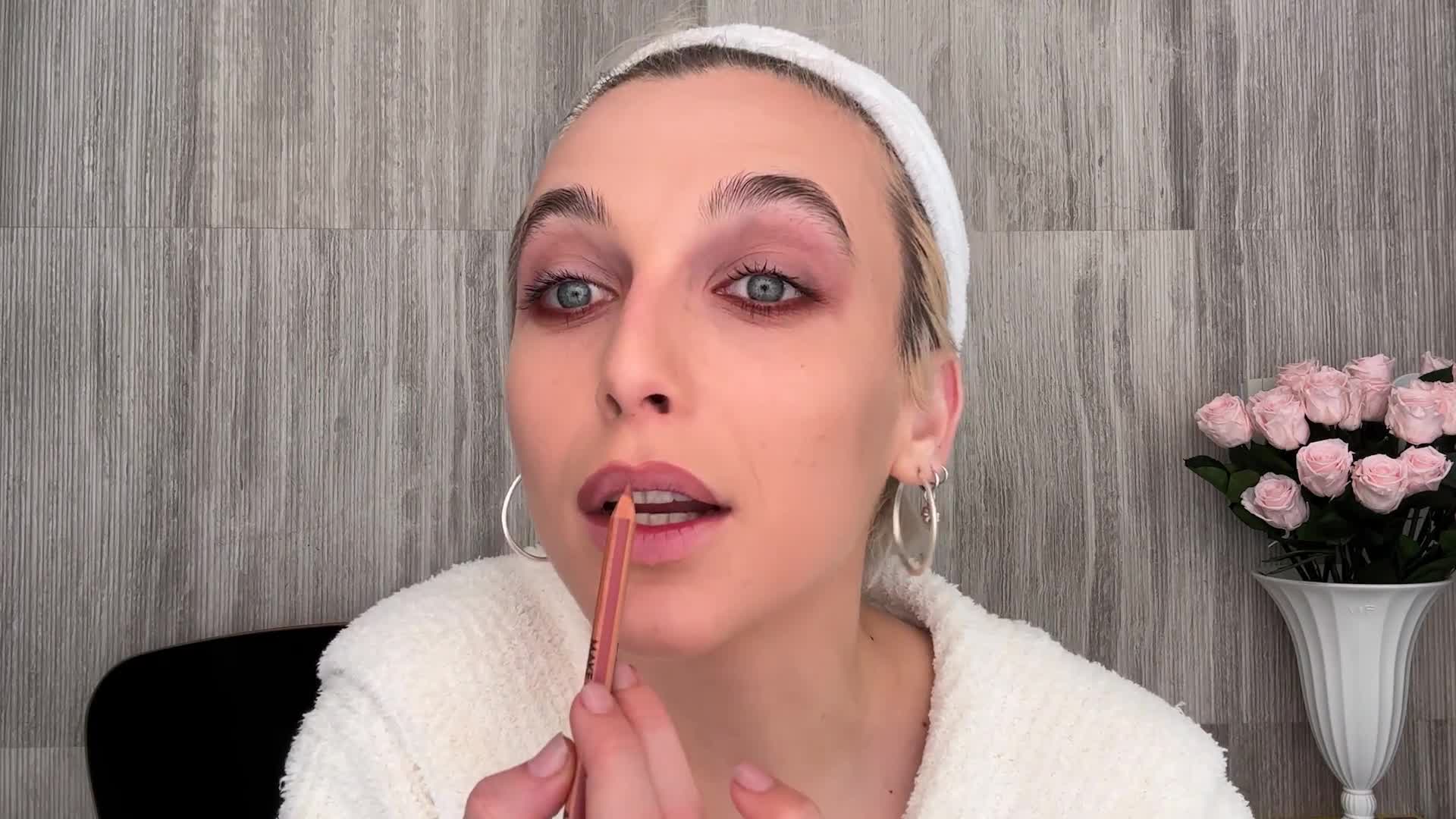 Watch Emma Chamberlain Reveals the ‘Underrated’ Eye-Shadow Trick for ...