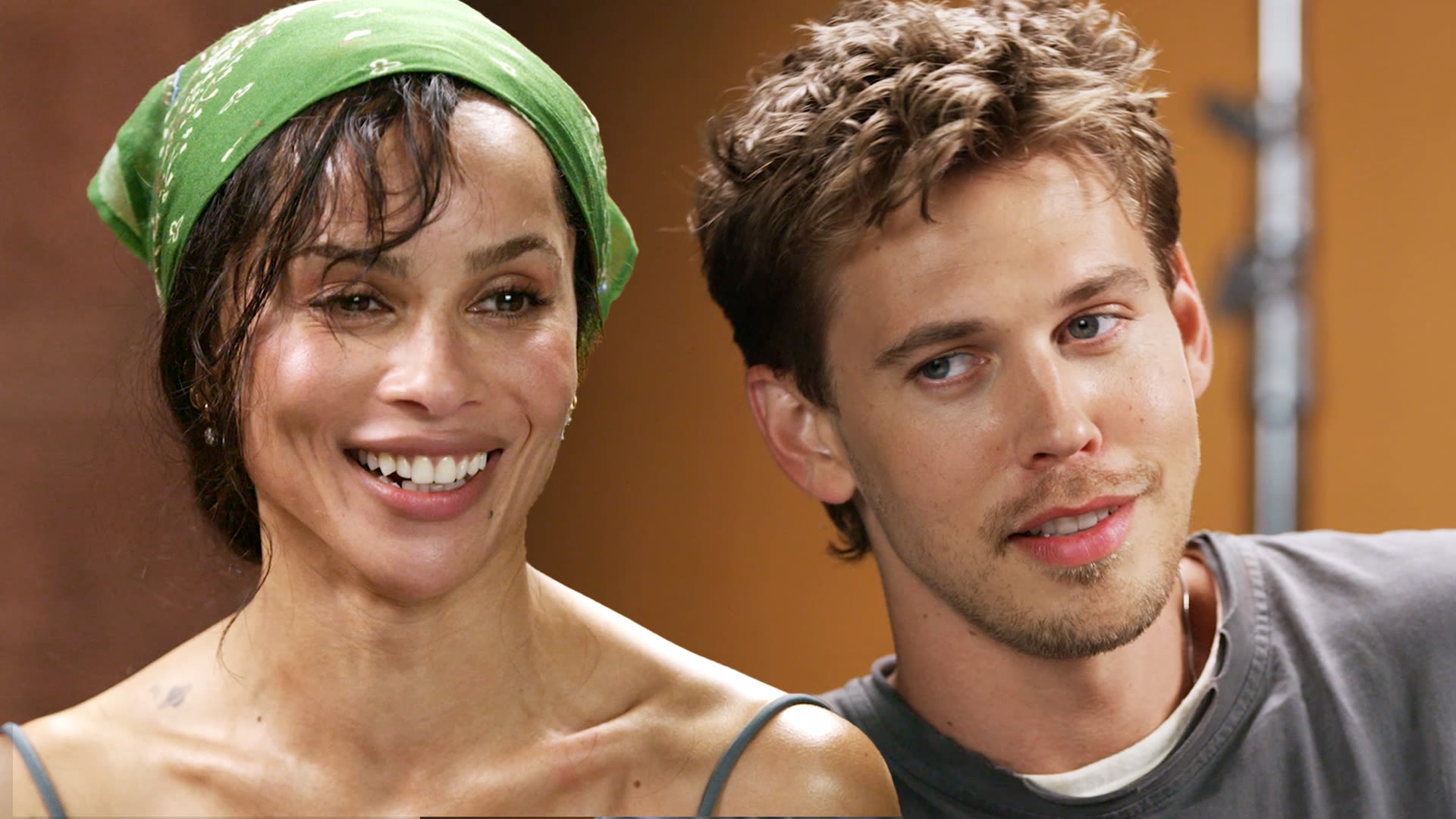 Watch Zoë Kravitz and Austin Butler Talk Props, Podcasts, and PB&J in ...