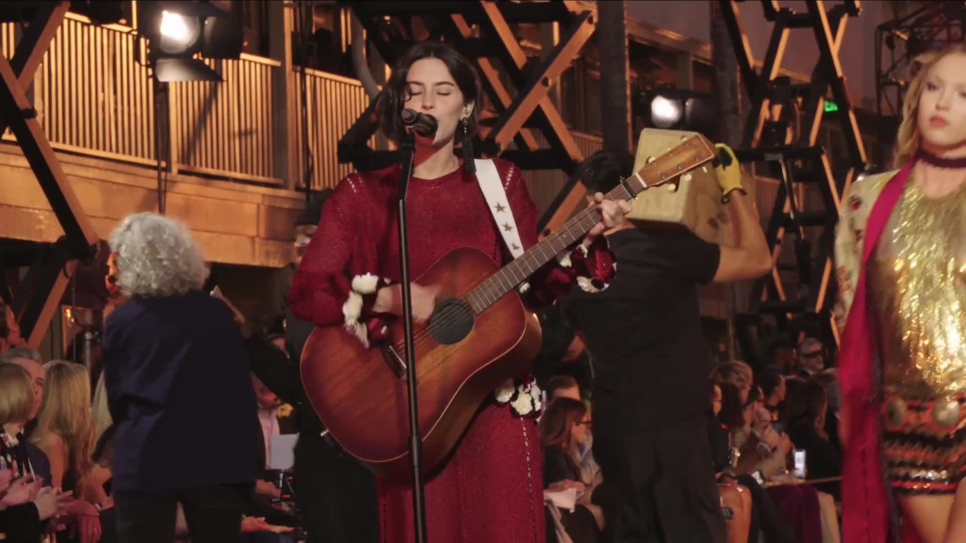 Watch Gracie Abrams Performs "That's So True" Live at Vogue World ...