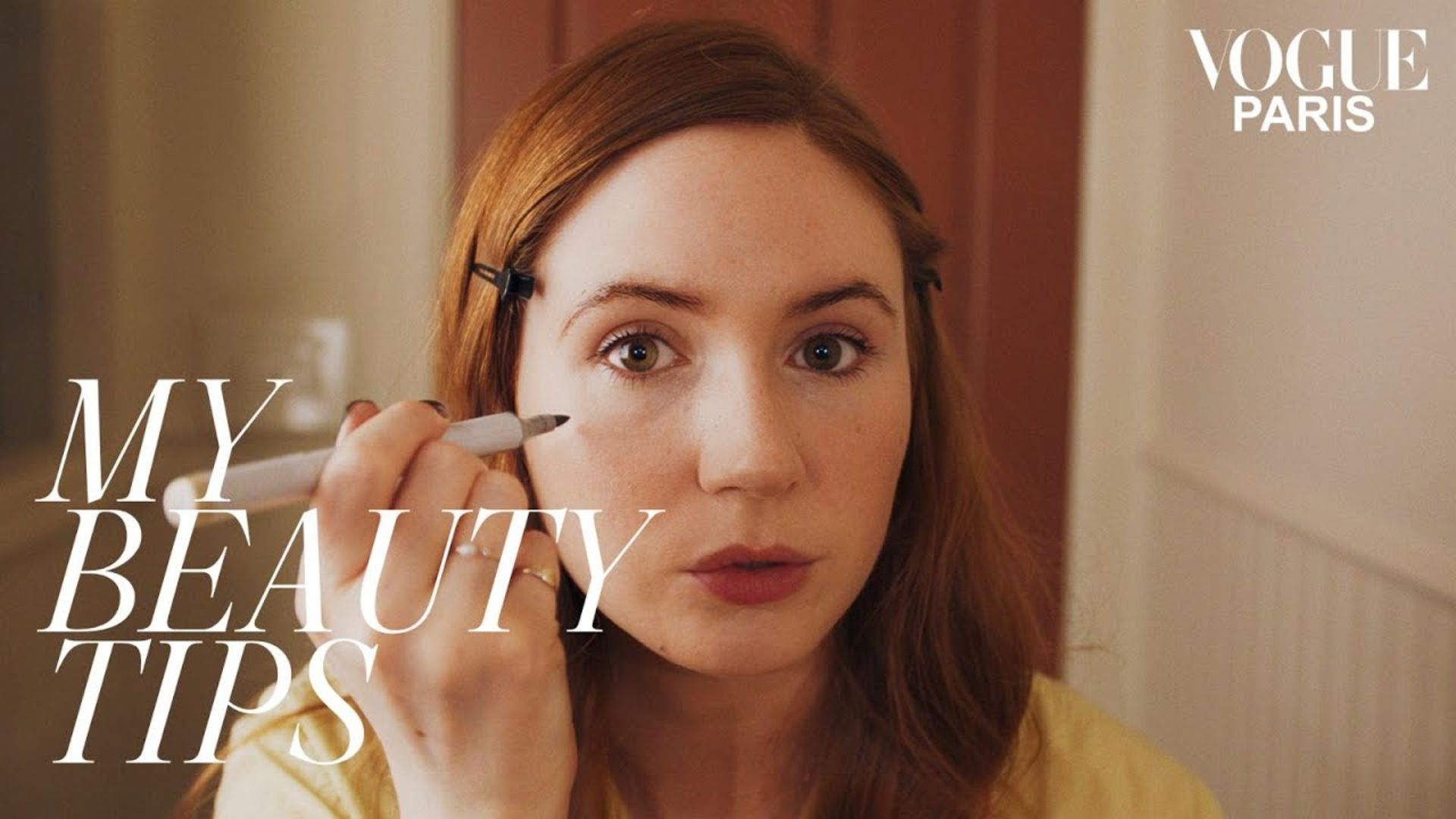 Voir Avengers Karen Gillan’s Guide To Everyday Natural Makeup | My ...