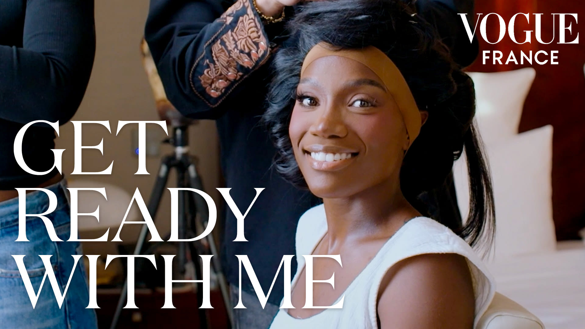 Voir Doechii se prépare pour le show Schiaparelli à la Fashion Week de ...