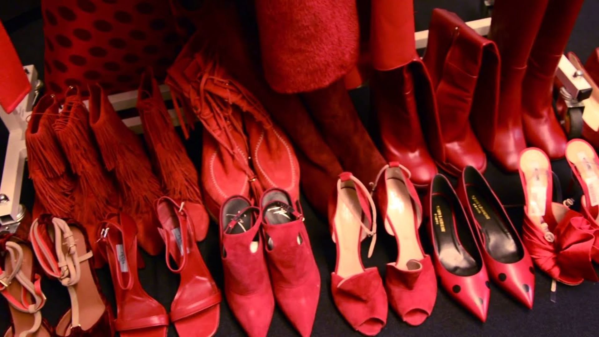 Watch Simply Red – Trendfarbe Rot | Vogue Germany