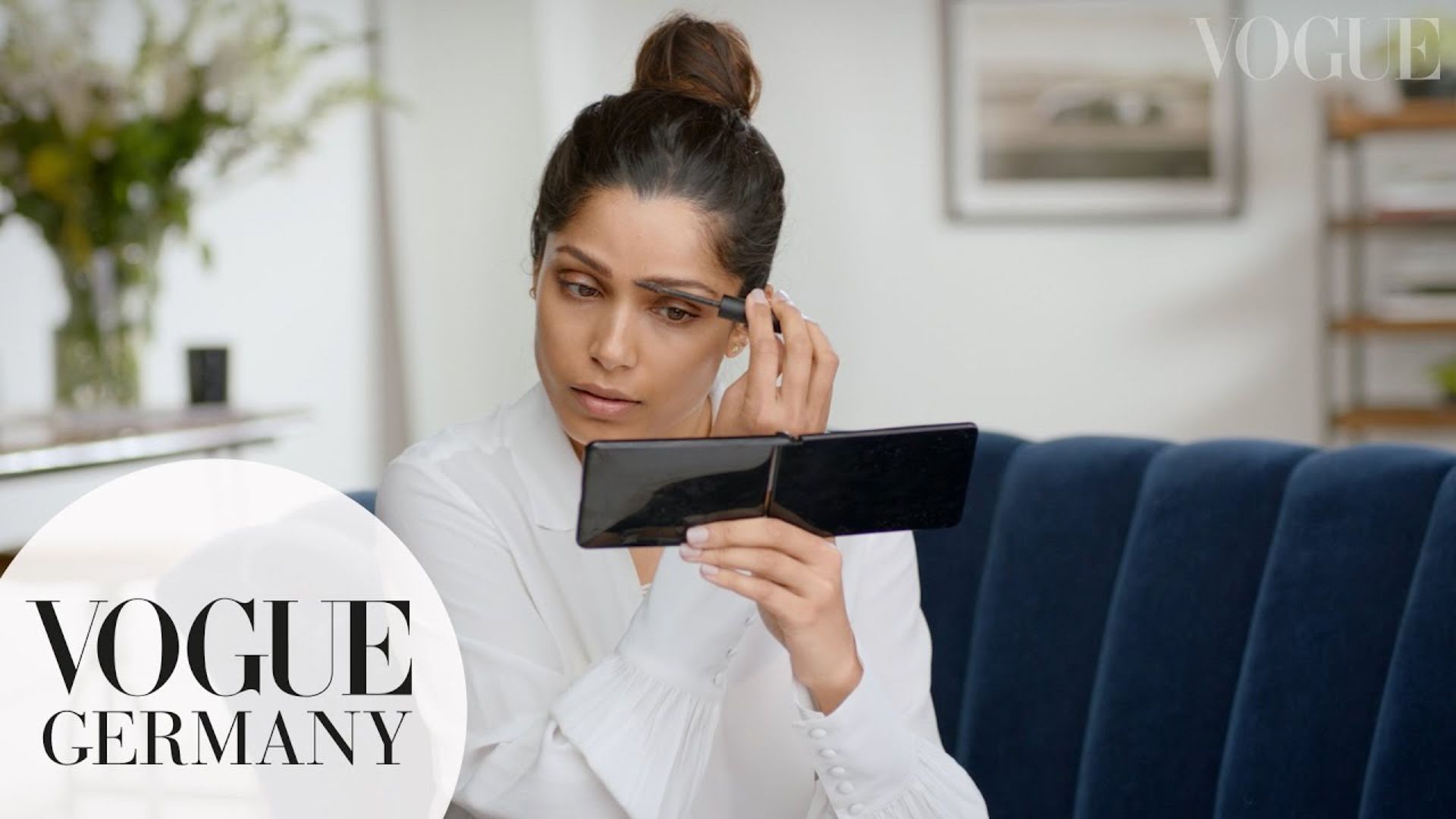 Watch Beauty- Tutorial: Freida Pintos Make-up für den Red Carpet | One ...