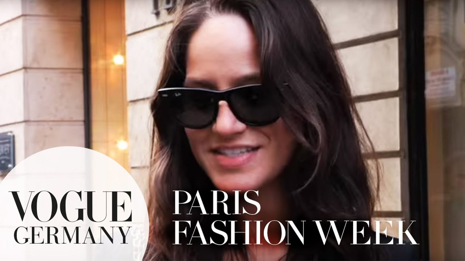 Watch How to dress for Paris Fashion Week | Dresscode Paris | Vogue Germany