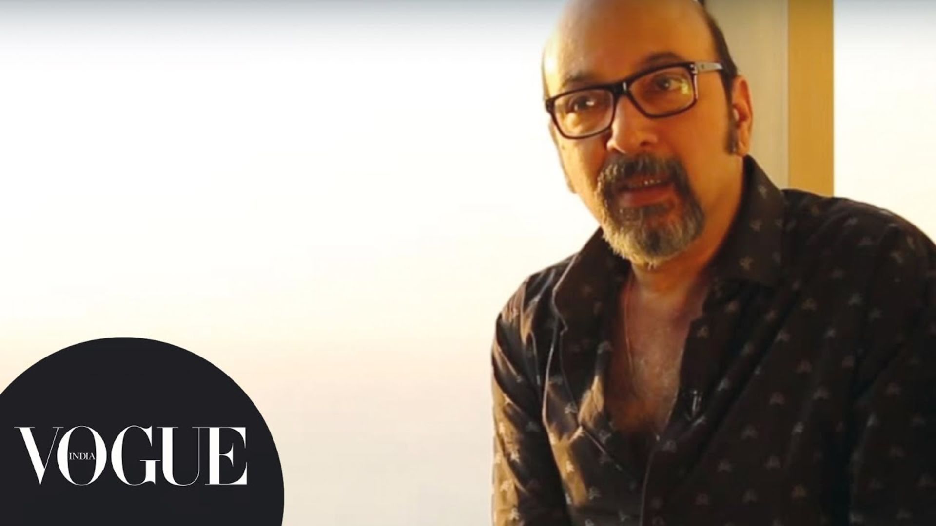 Watch Meet Vogue Beauty Awards 2014 Judge : Mickey Contractor | Vogue India