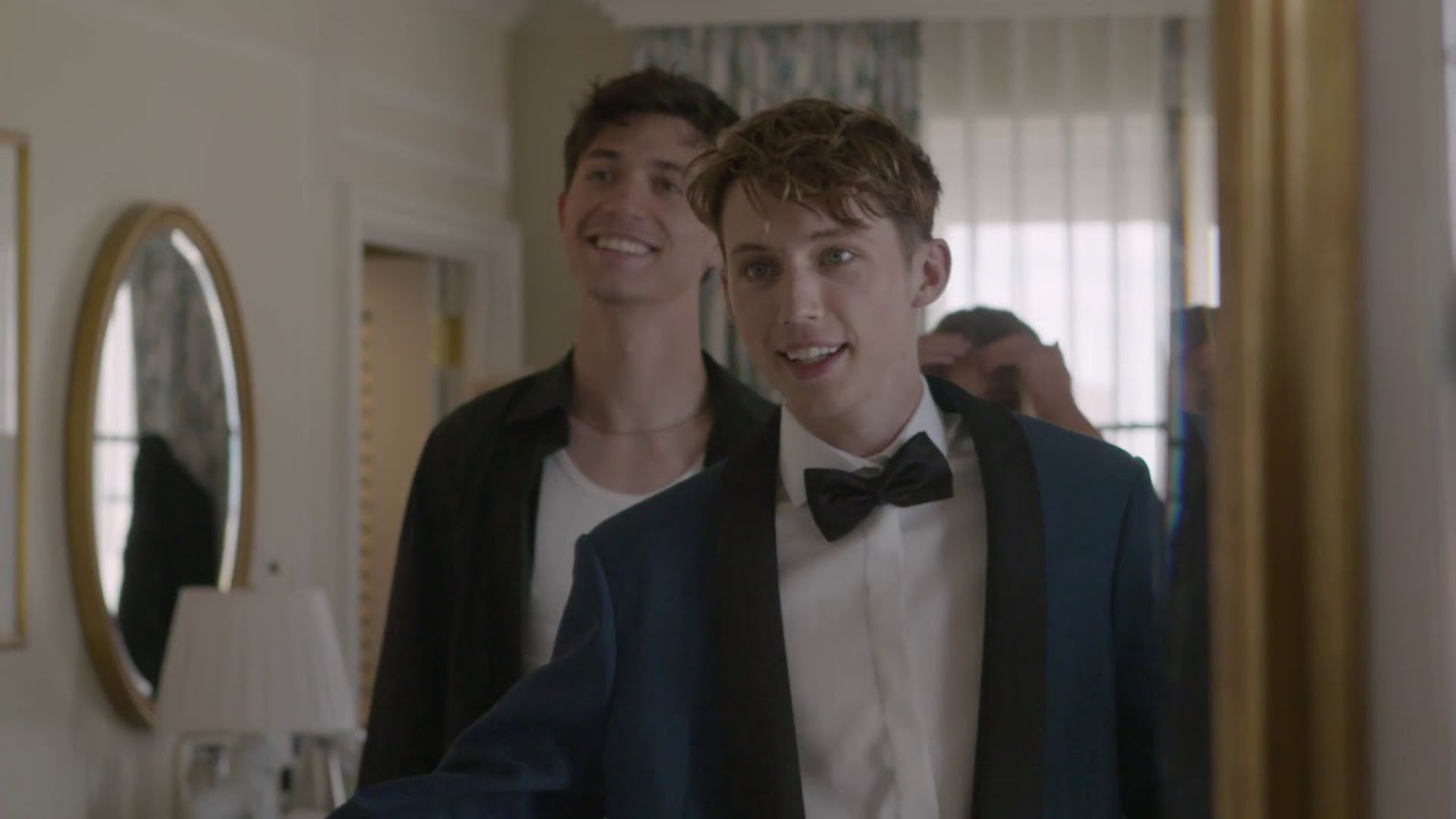 troye sivan golden globe