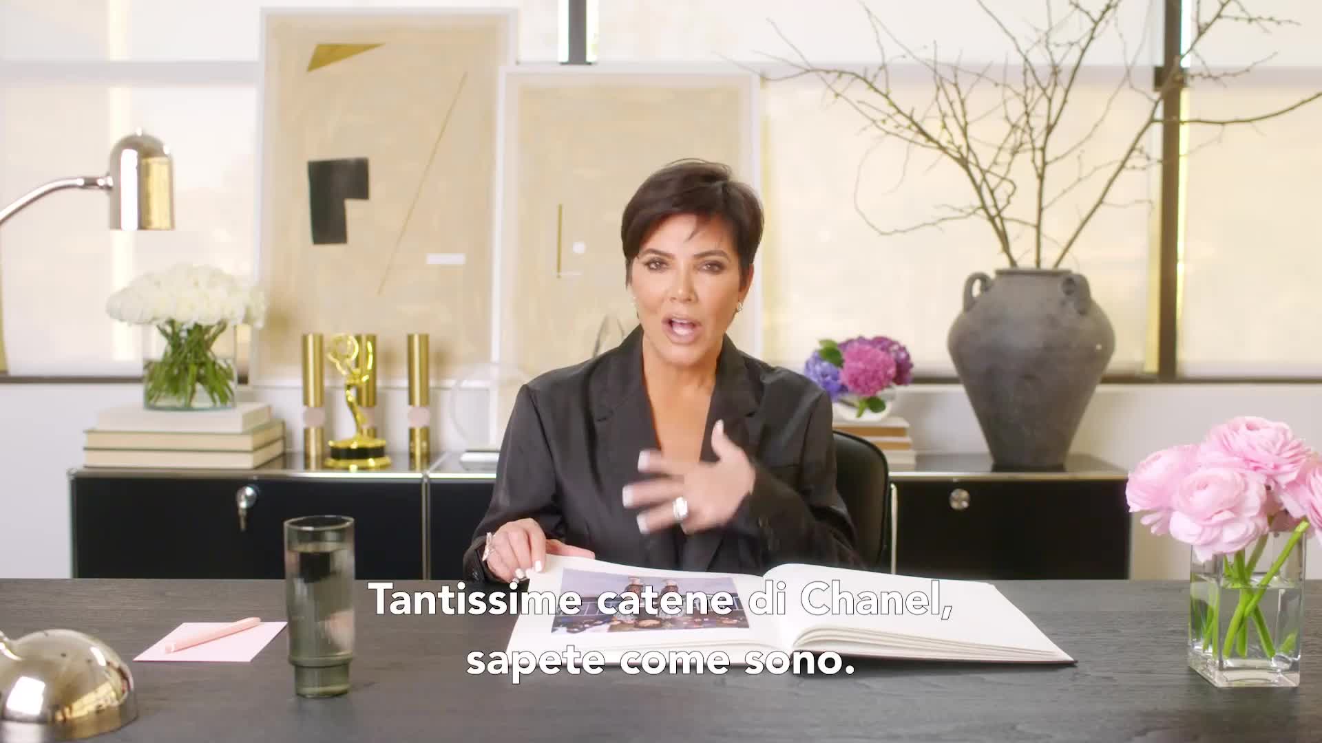 Watch Lo stile Kris Jenner | Life In Looks | Vogue Italia