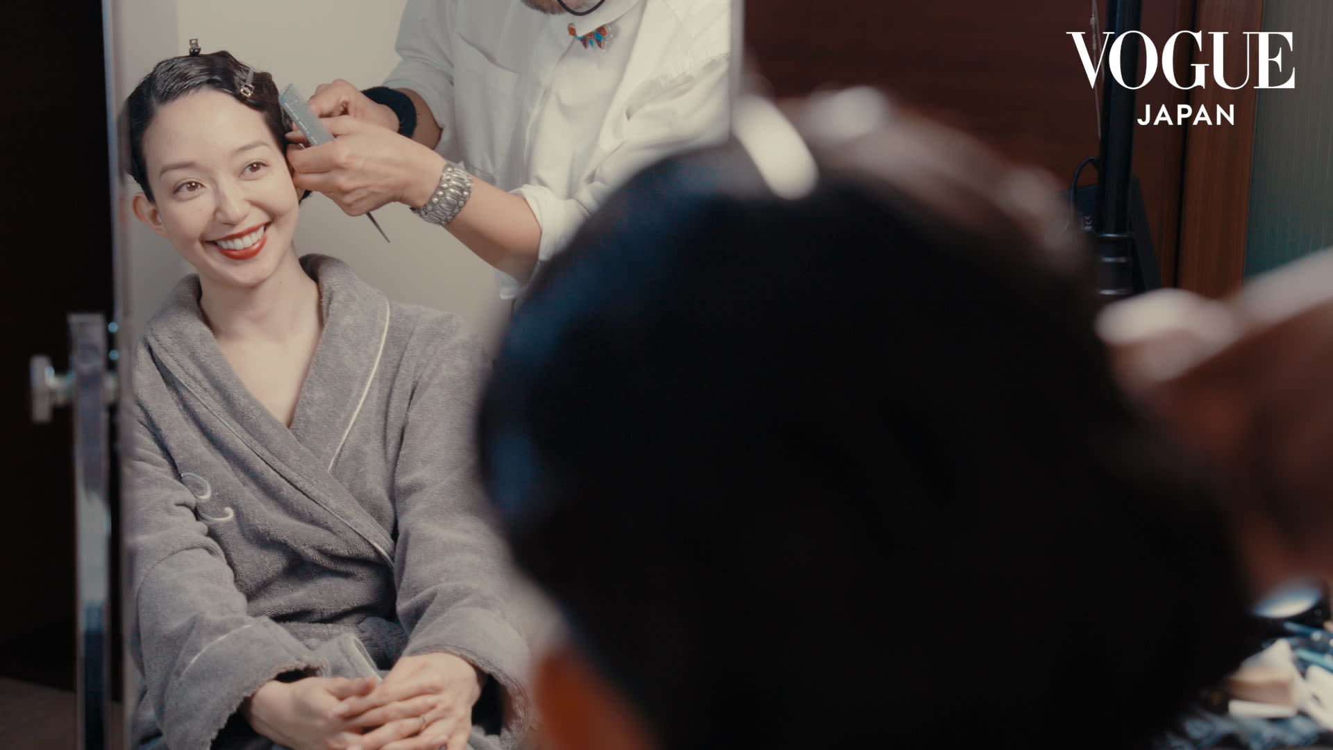 Watch 松島花のVOGUE JAPAN 25周年記念パーティへの準備に密着！| Getting Ready | Vogue Japan