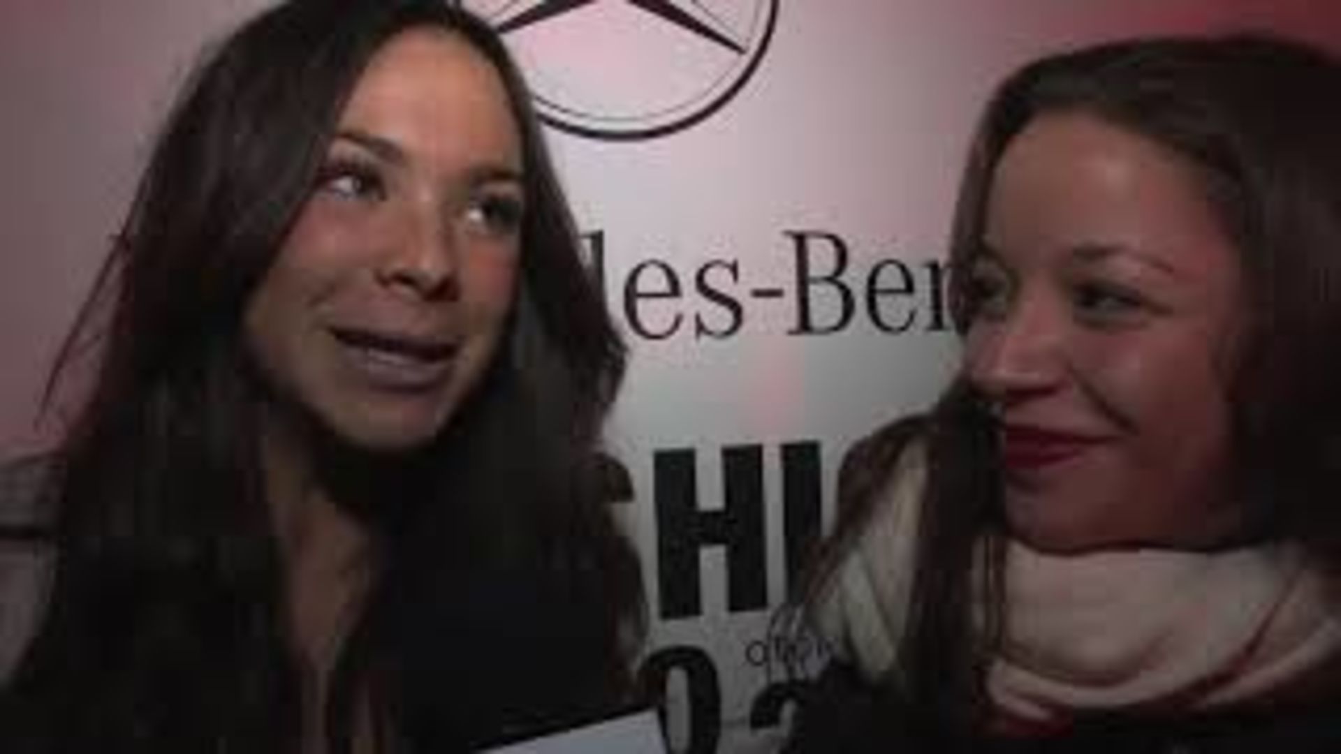 Ver Pink Magnolia MBDF AW2011 | Vogue