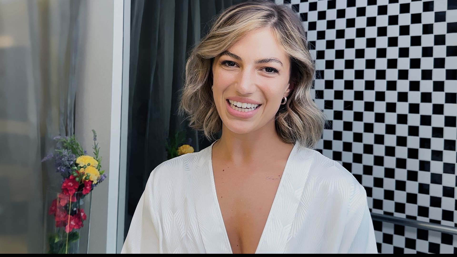 Ver Stef Roitman consigue un makeup glowy y natural en 10 pasos ...