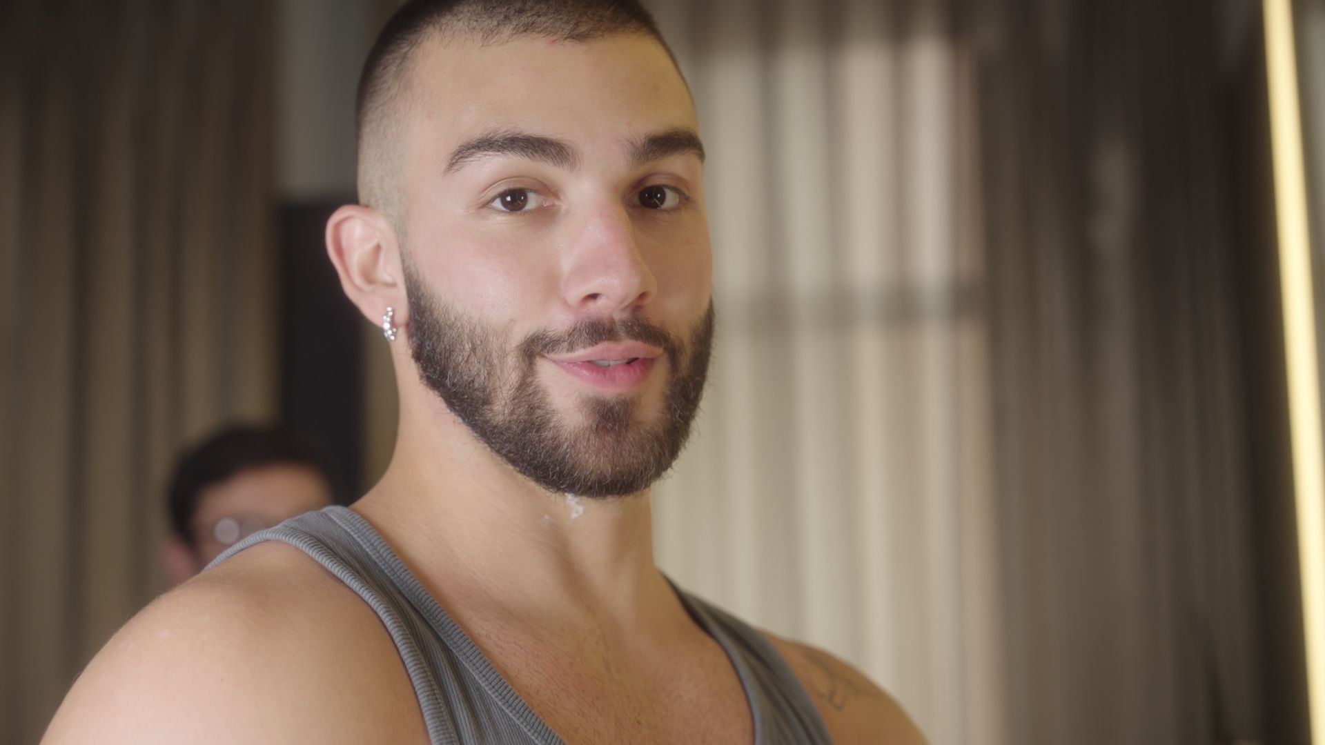 Ver Manuel Turizo conquista la semana de la Moda en Milán con este look ...