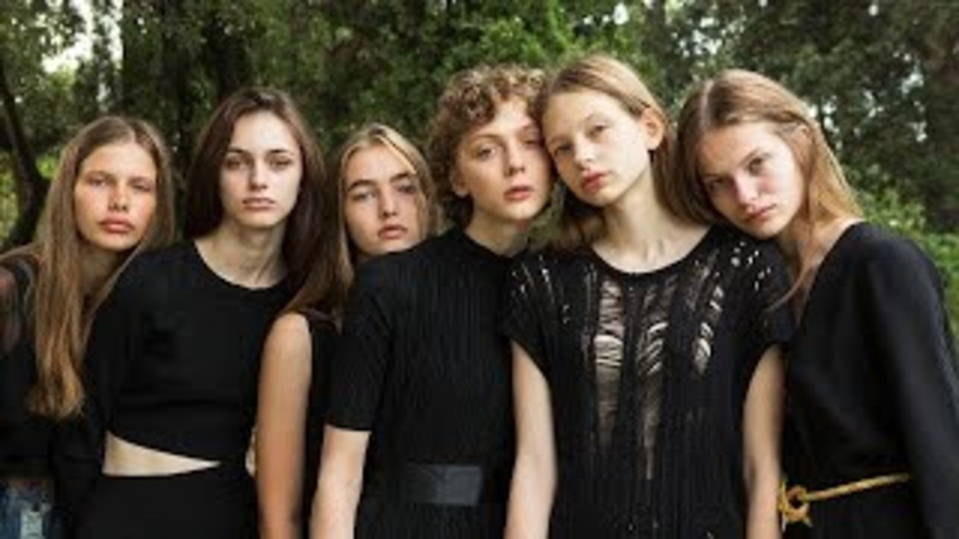 Watch Модели о летнем лагере Avant Camp | Vogue Russia