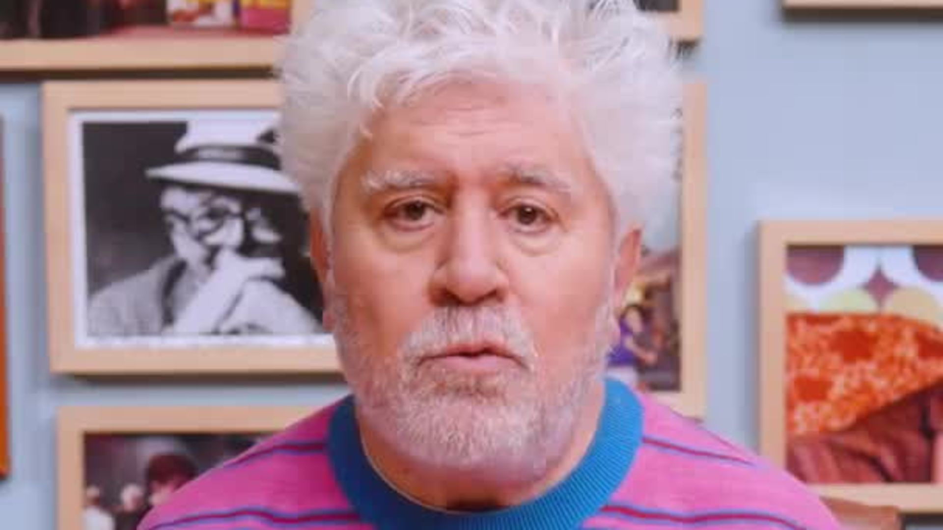 Ver Pedro Almodóvar comenta uno de los momentos más icónicos de Mujeres ...