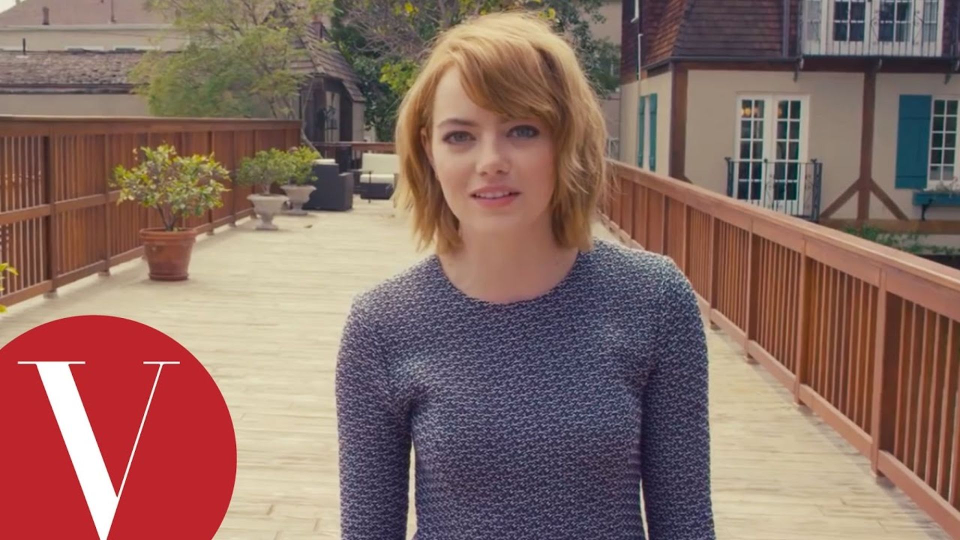 Watch 艾瑪史東 Emma Stone率真回答：「最喜歡的英雄當然是蜘蛛人」｜73個快問快答 | 73個快問快答｜73 Questions ...