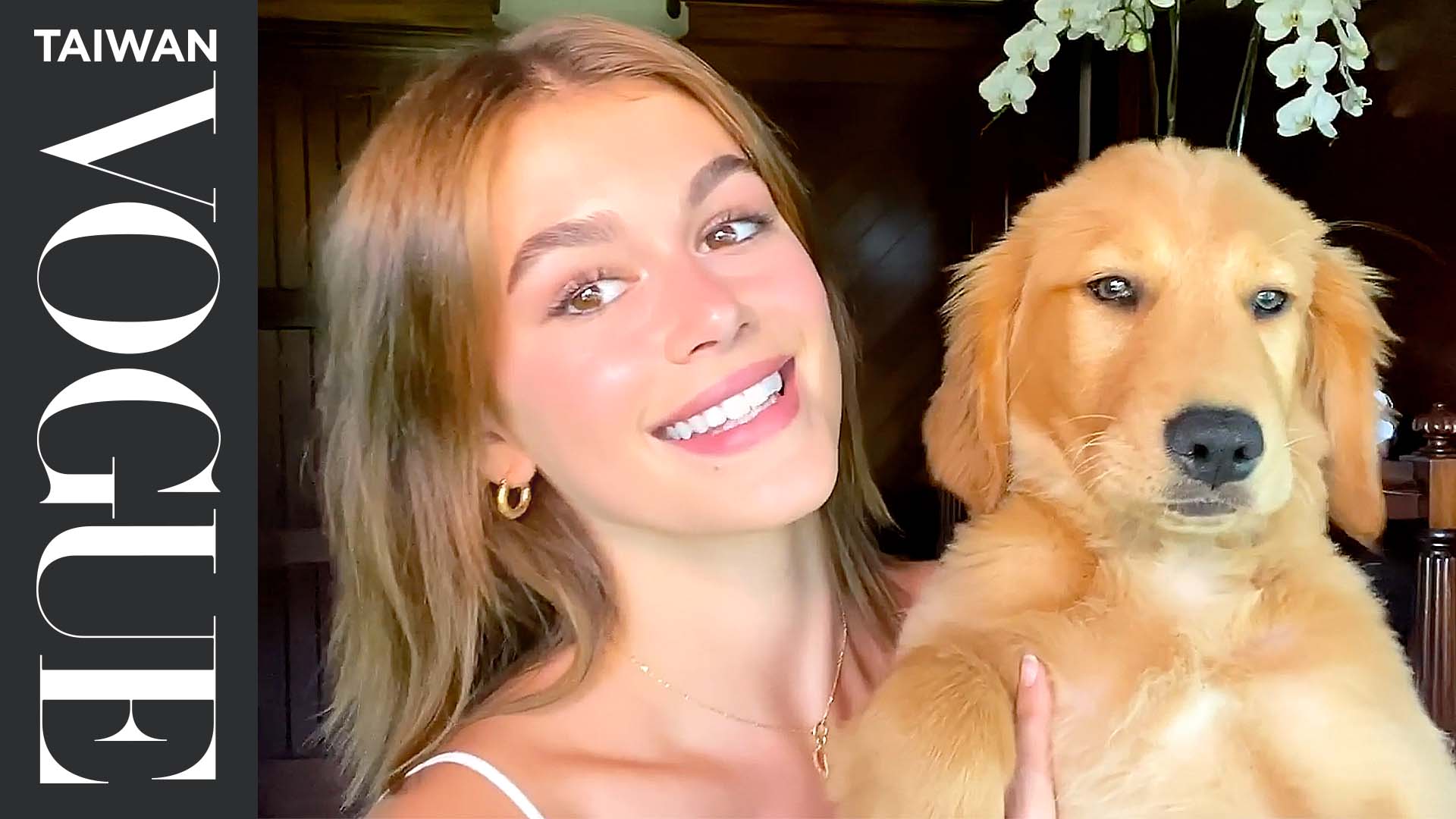 Watch 星二代凱亞葛柏曾為時尚剪掉睫毛！好膚質全靠各種「瘦臉滾輪」？ Kaia Gerber’s Guide to Face Sculpting｜大明星化妝間｜Vogue Taiwan ...