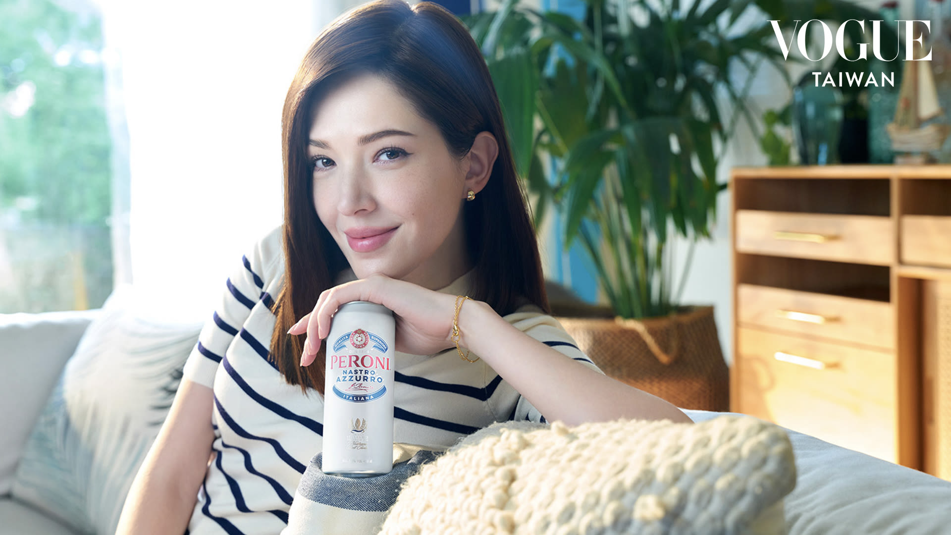 Watch 由PERONI帶你開啟美好的夏季歡聚時光！許瑋甯「Live every moment 義想不到的夏日時刻」！ | One-off | Vogue Taiwan