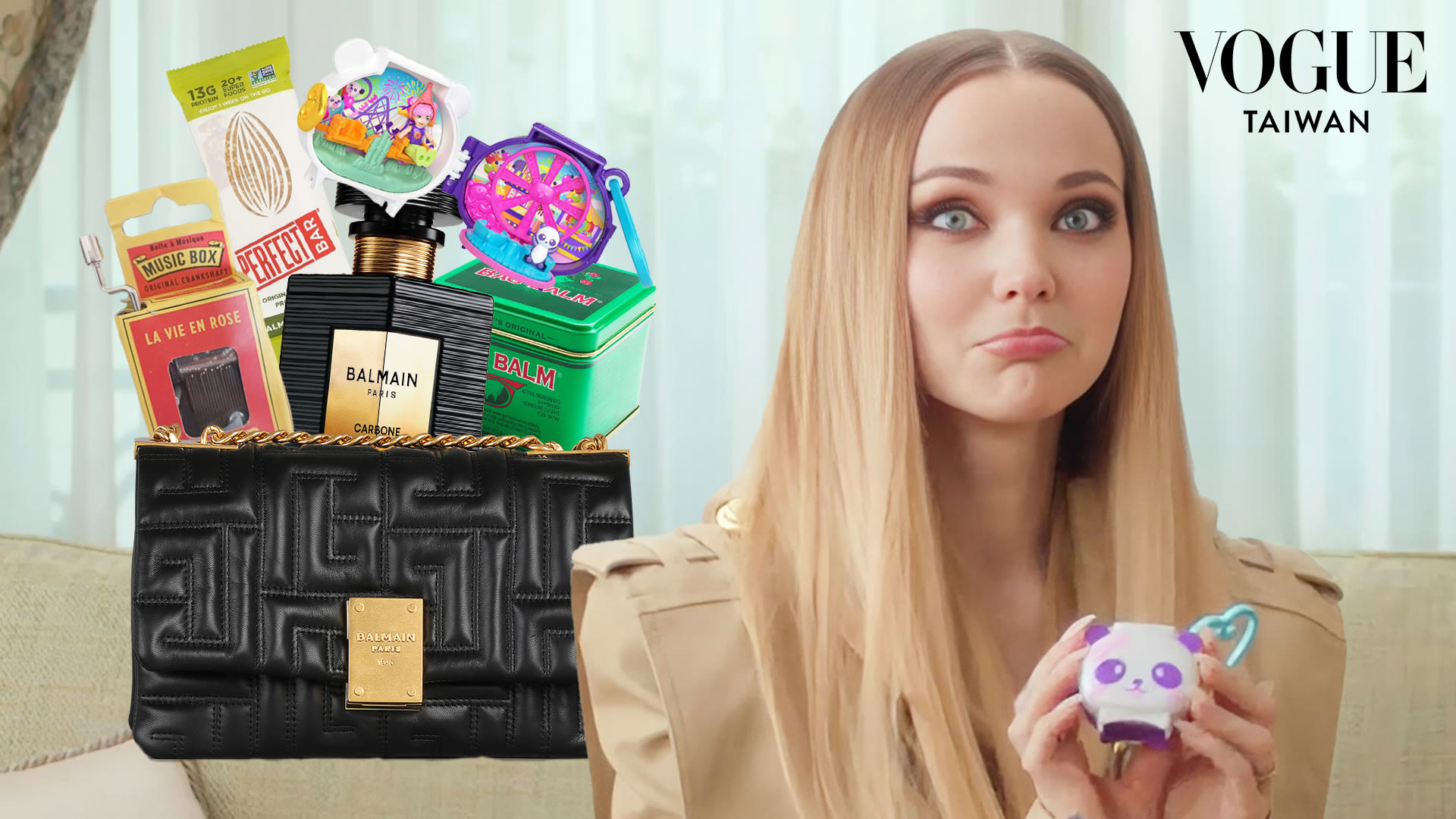 Watch 德芙卡梅隆訂婚了！打開Dove Cameron的Balmain包包：對未婚夫送的療癒小物愛不釋手！從出生就在用的保濕霜？隨身帶著 ...