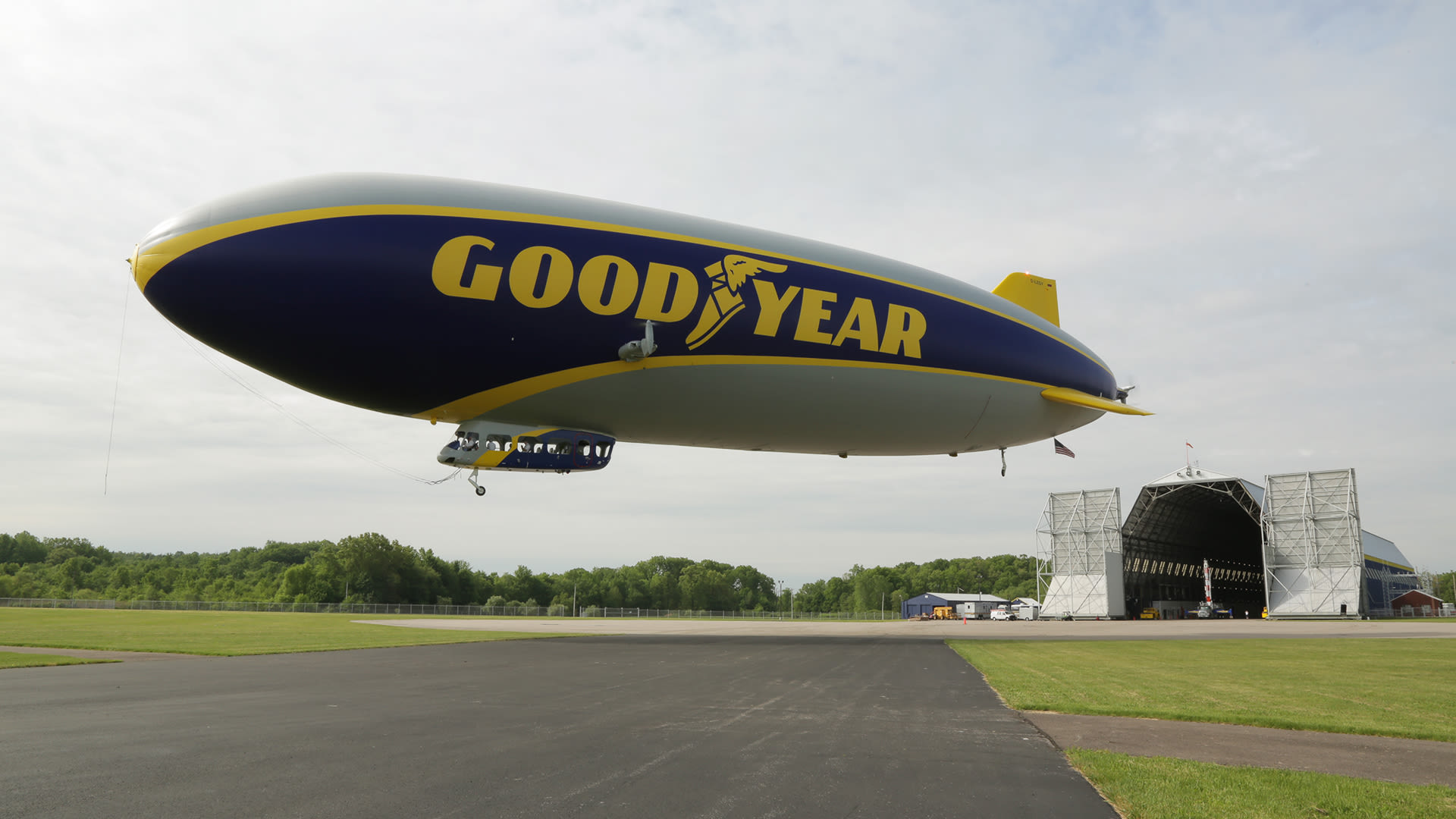 Watch Goodyear Blimp Part 1: A New Airship Takes to the Skies | The ...