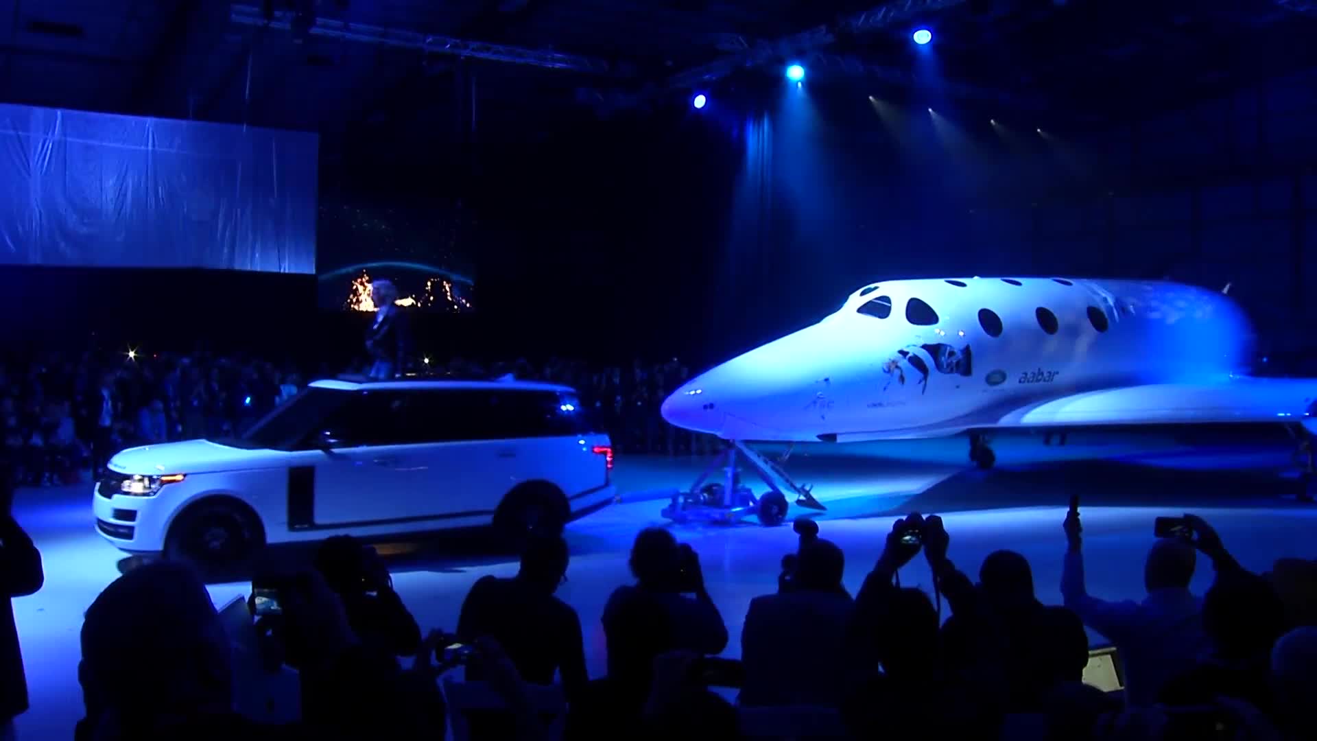 Watch Virgin Galactic's New SpaceShipTwo Puts it Back in the Space Race ...